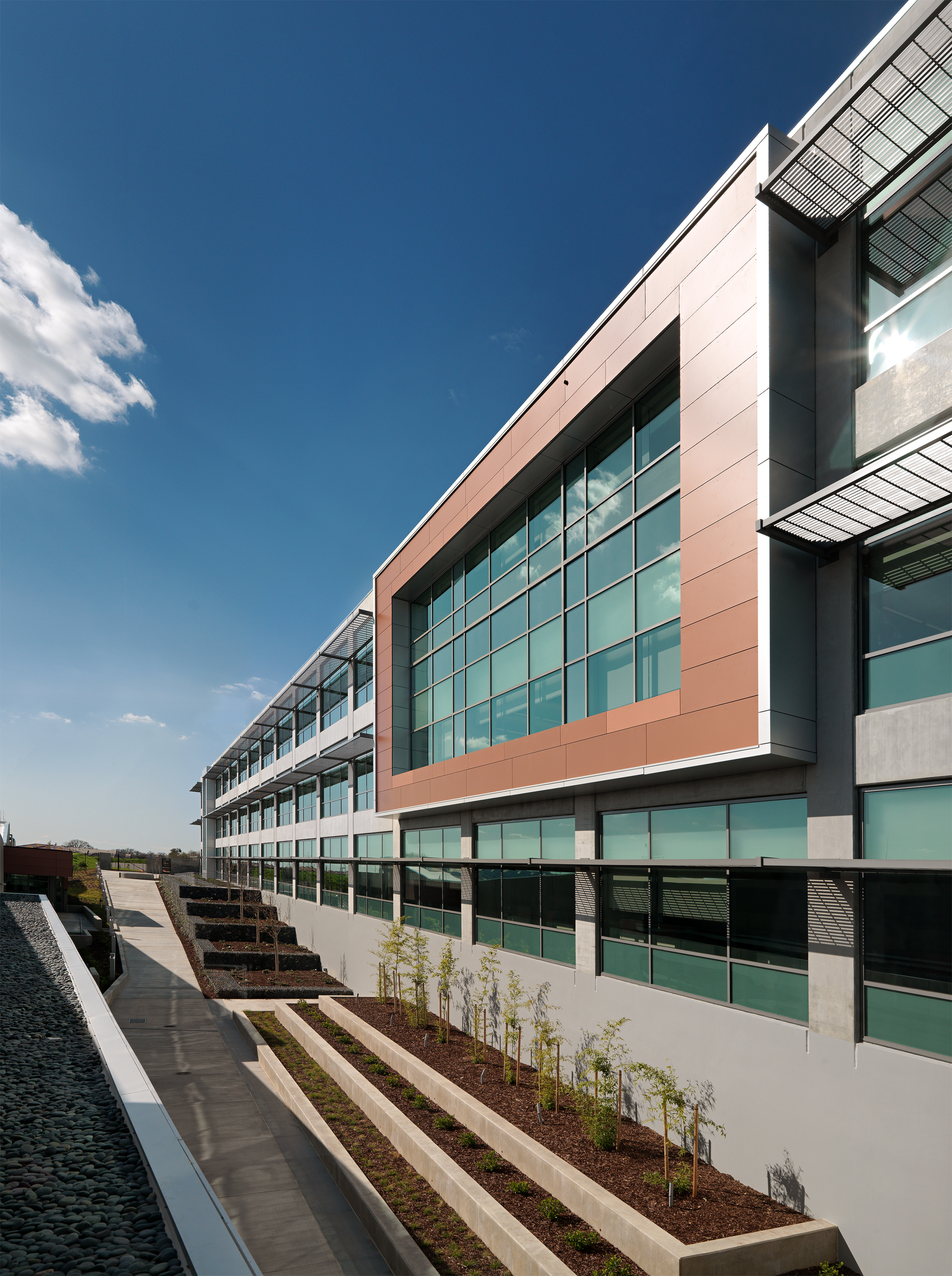 California ISO by Dreyfuss + Blackford Architecture - Architizer