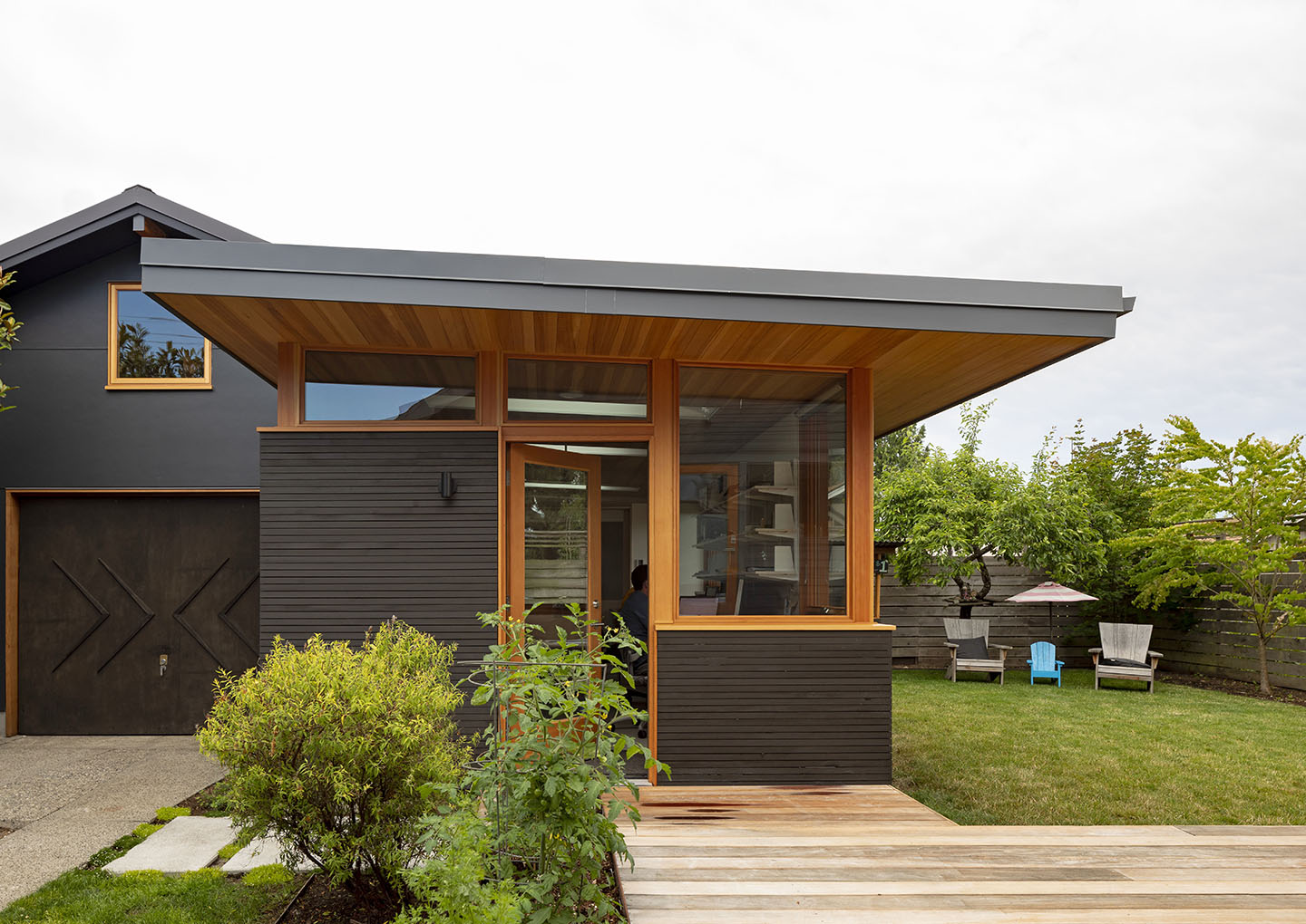 Backyard Office + Workshop by Studio Zerbey Architecture - Architizer