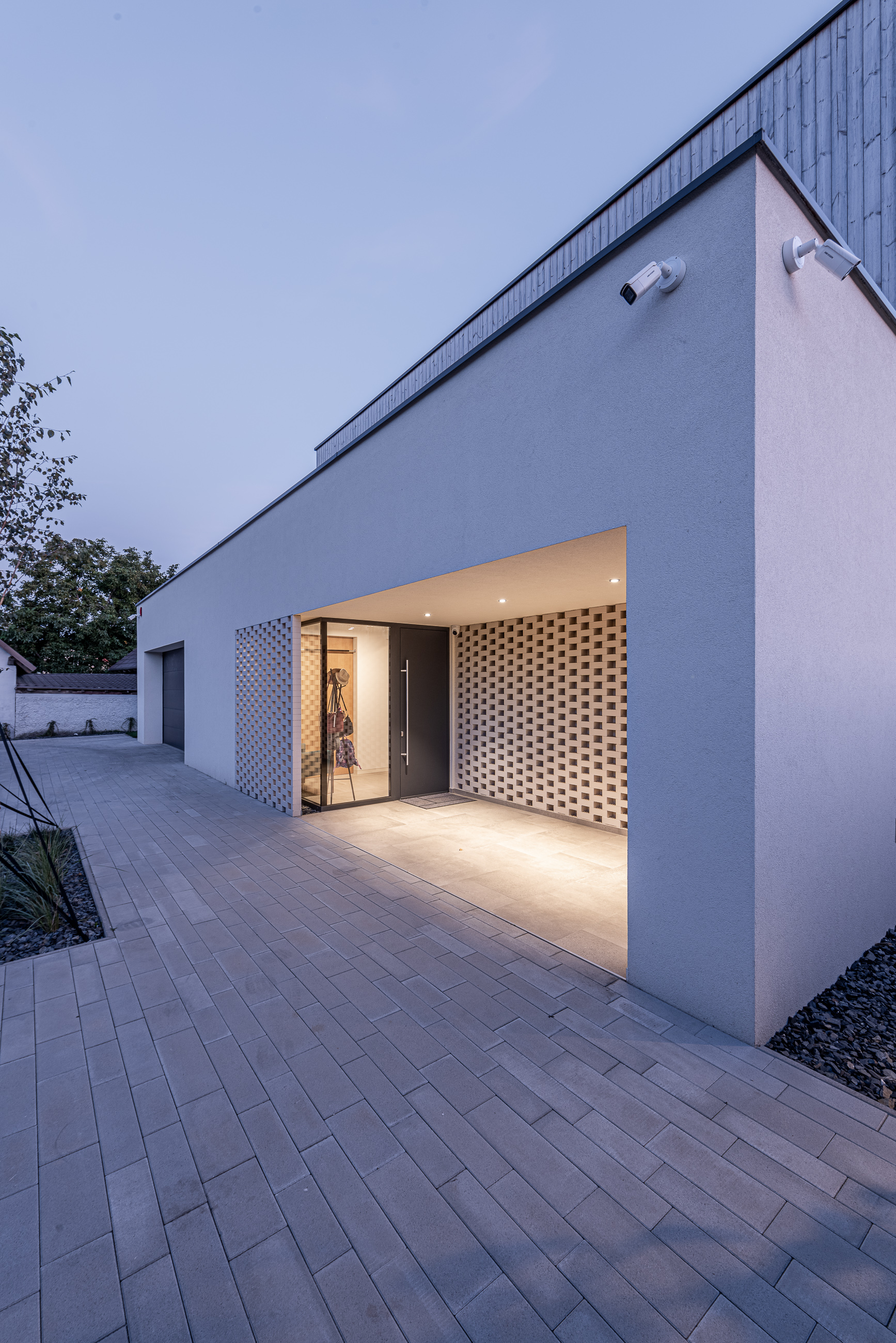 BLNT house by AT26 architects - Architizer