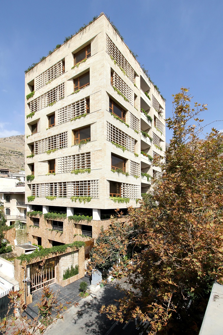 Idea 2876691: Green House by KARABON | Mehdi Panahi in Tehran, Iran ...