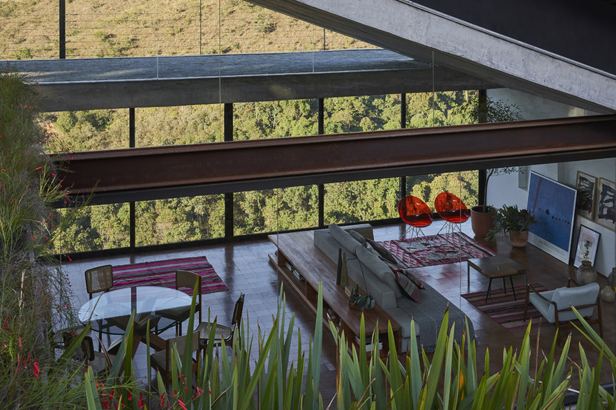 Inclined Slab House by TETRO ARQUITETURA - Architizer