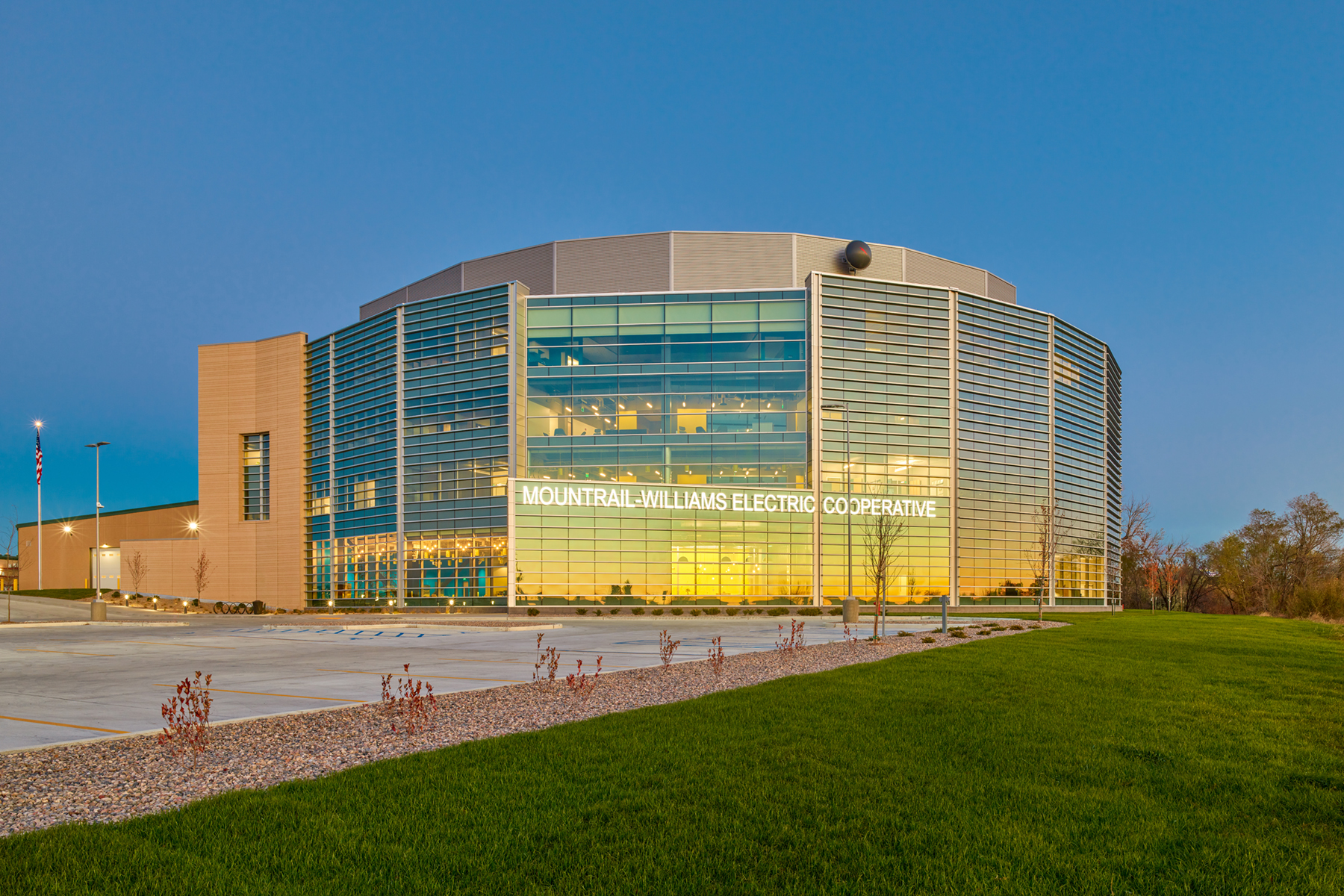 Mountrail-Williams Electric Cooperative Office Complex by JLG ...