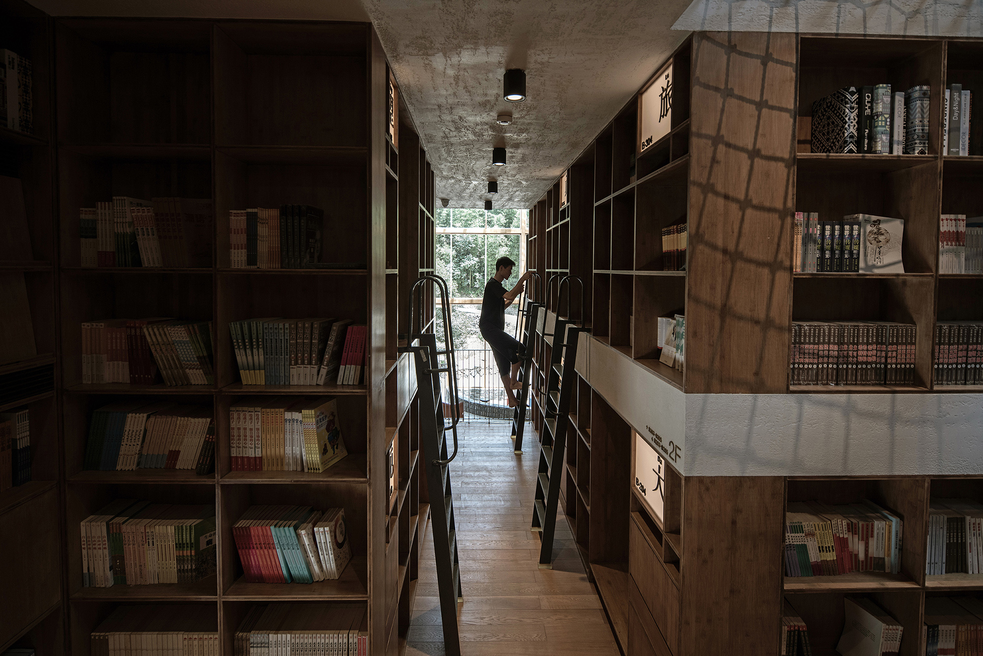 Capsule hotel in a rural library - Architizer