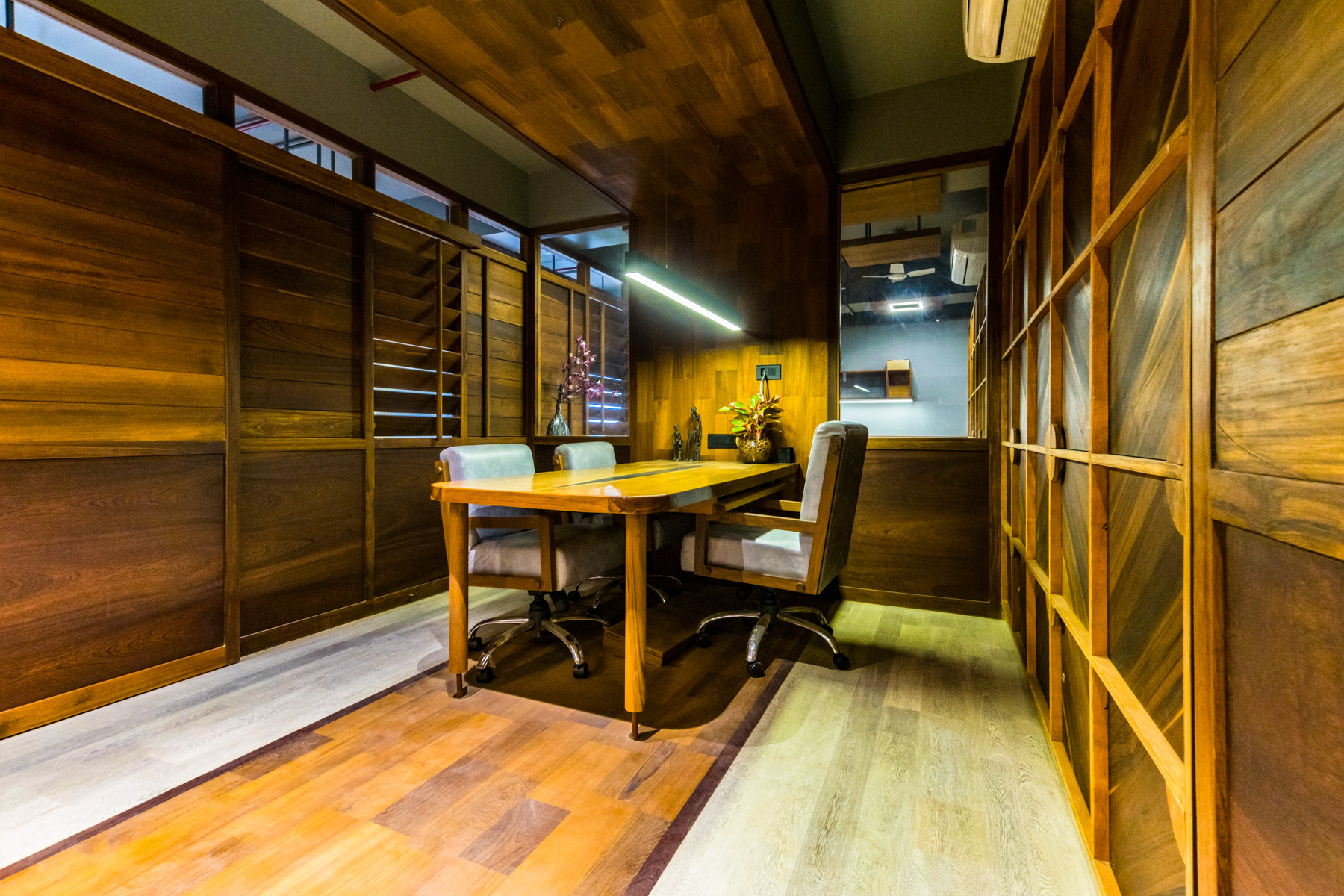 NP Office by Studio Saransh - Architizer