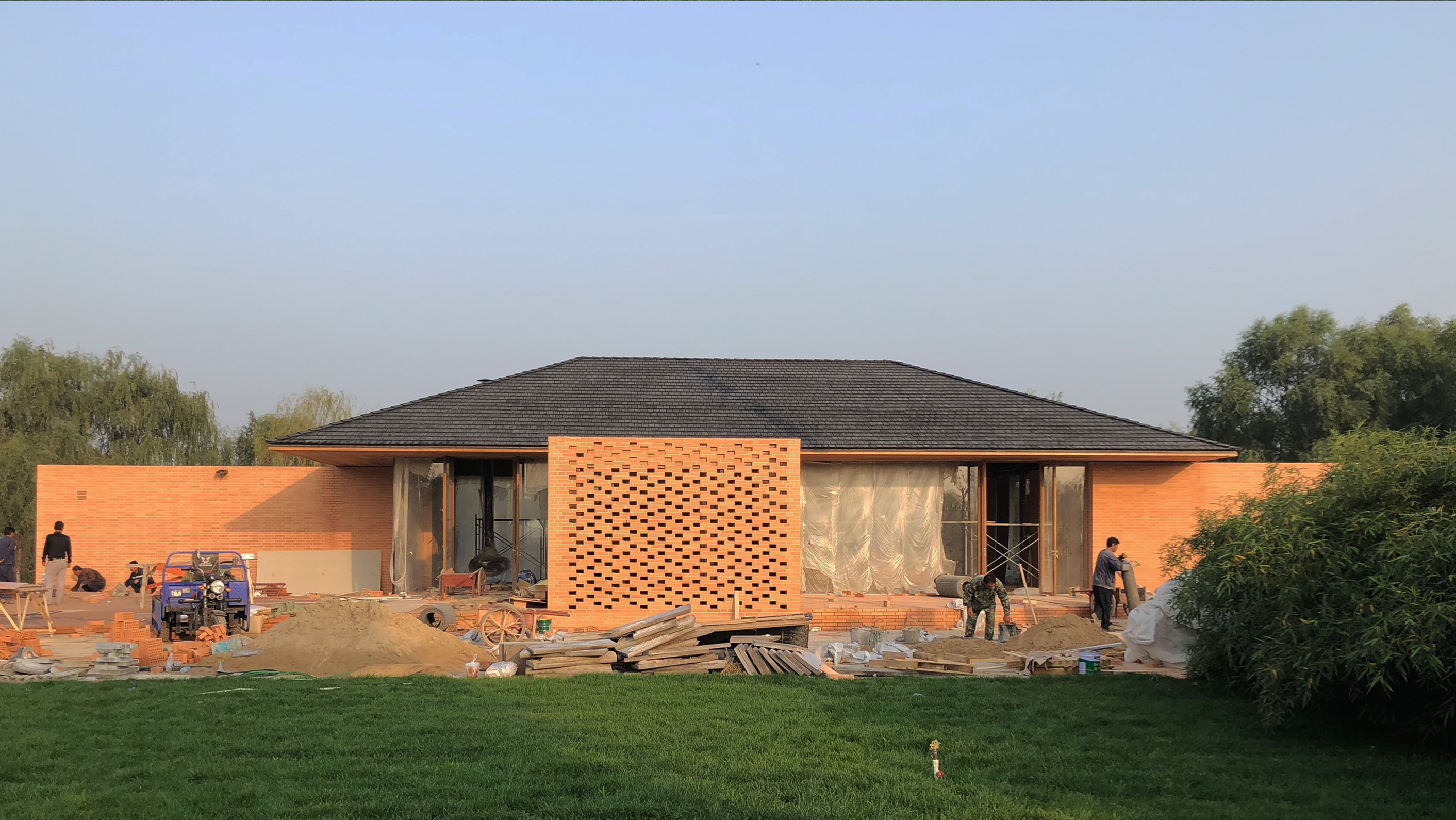 Courtyard Villa by ARCHSTUDIO - Architizer