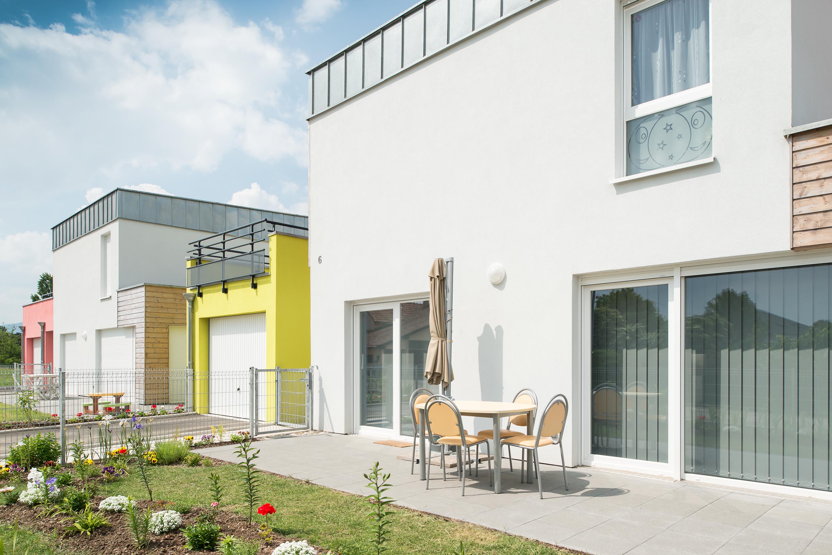 36 logements collectifs et 6 maisons individuelles BBC by S&AA - Architizer