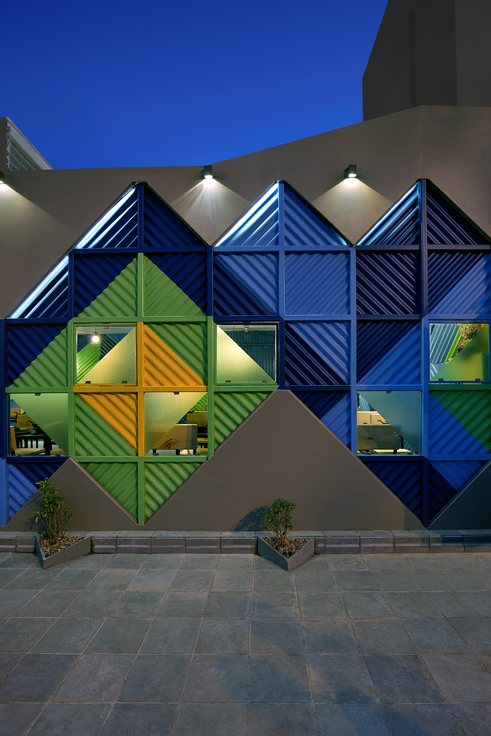 A Functional Vibrant Design Solution for a Rented Space by MANOJ PATEL ...
