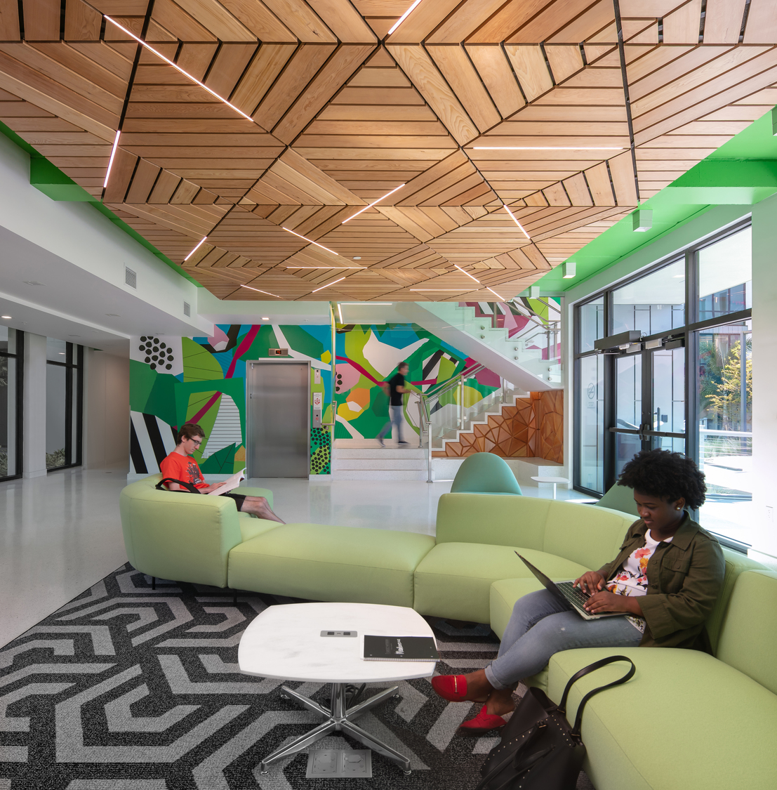 Bridge Hall Apartment, Ringling College of Art and Design by Ayers ...