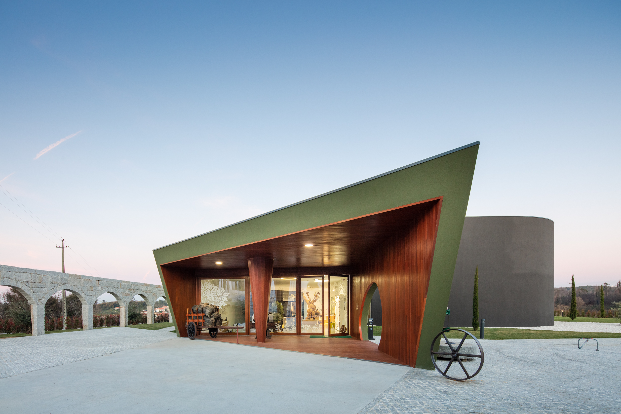Olive Oil Museum, Oliveira do Hospital by VT - Vasco Teixeira ...