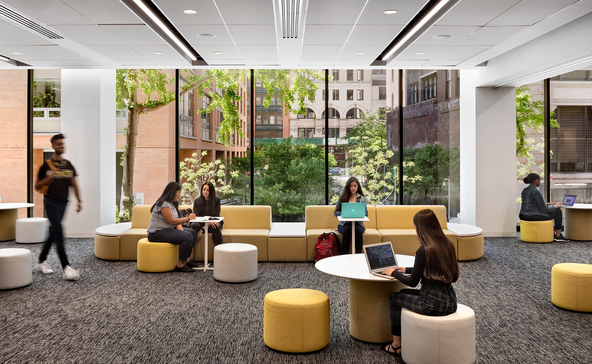 Pace University Student Landscape by FXCollaborative - Architizer