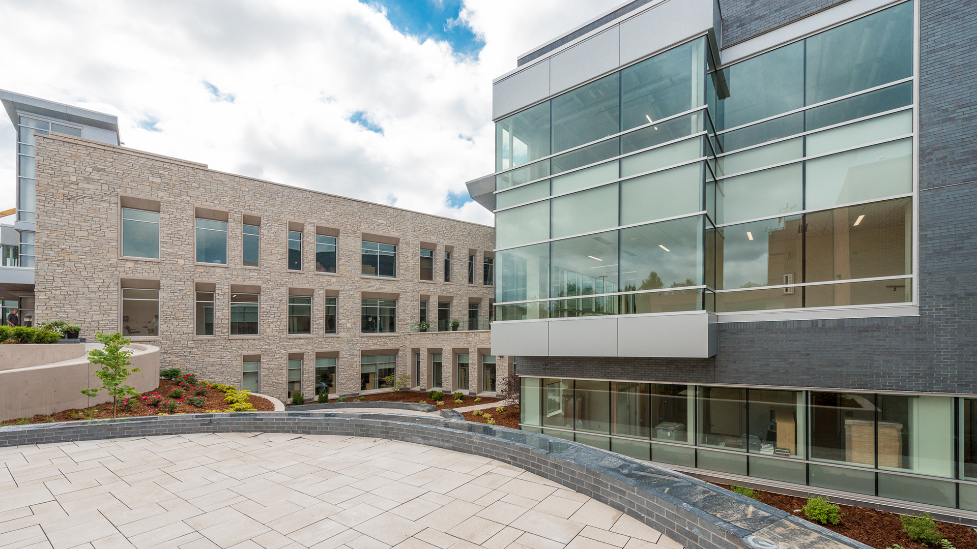 Midmichigan Medical Center by Hord Coplan Macht - Architizer