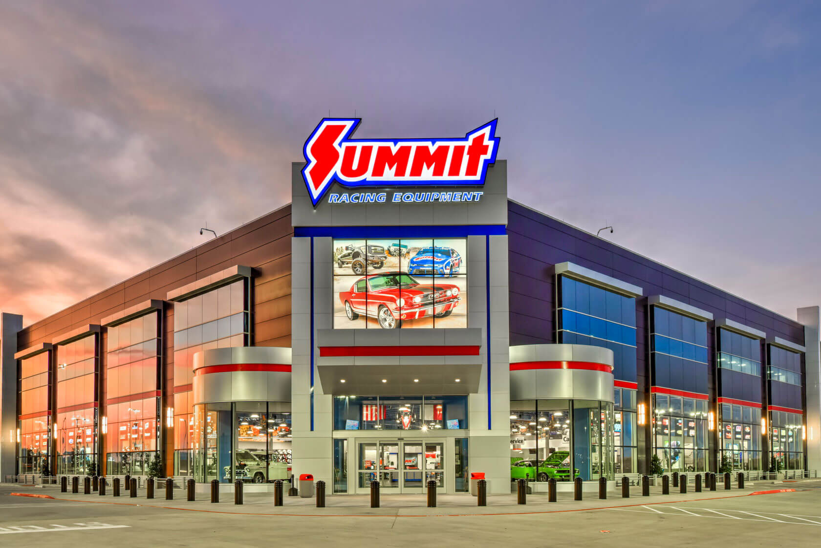 Summit Racing Equipment by Onyx Creative - Architizer