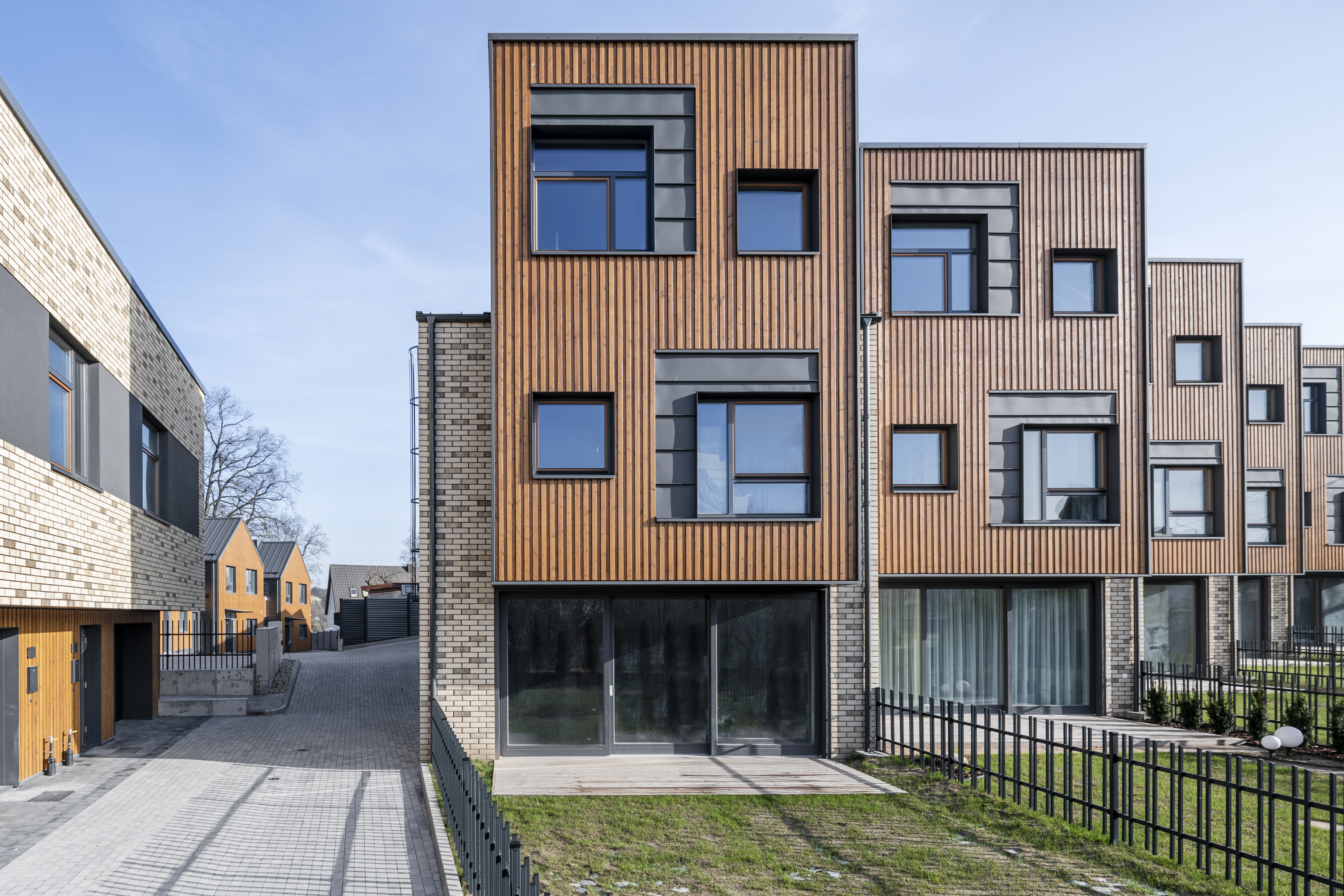 Rectangle parallelepiped House by Devyni architektai - Architizer