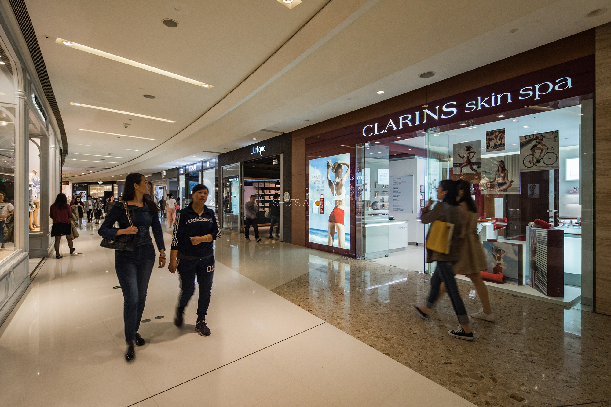 Shanghai IFC (Shop Fronts) by SHOTS AROUND - Architizer