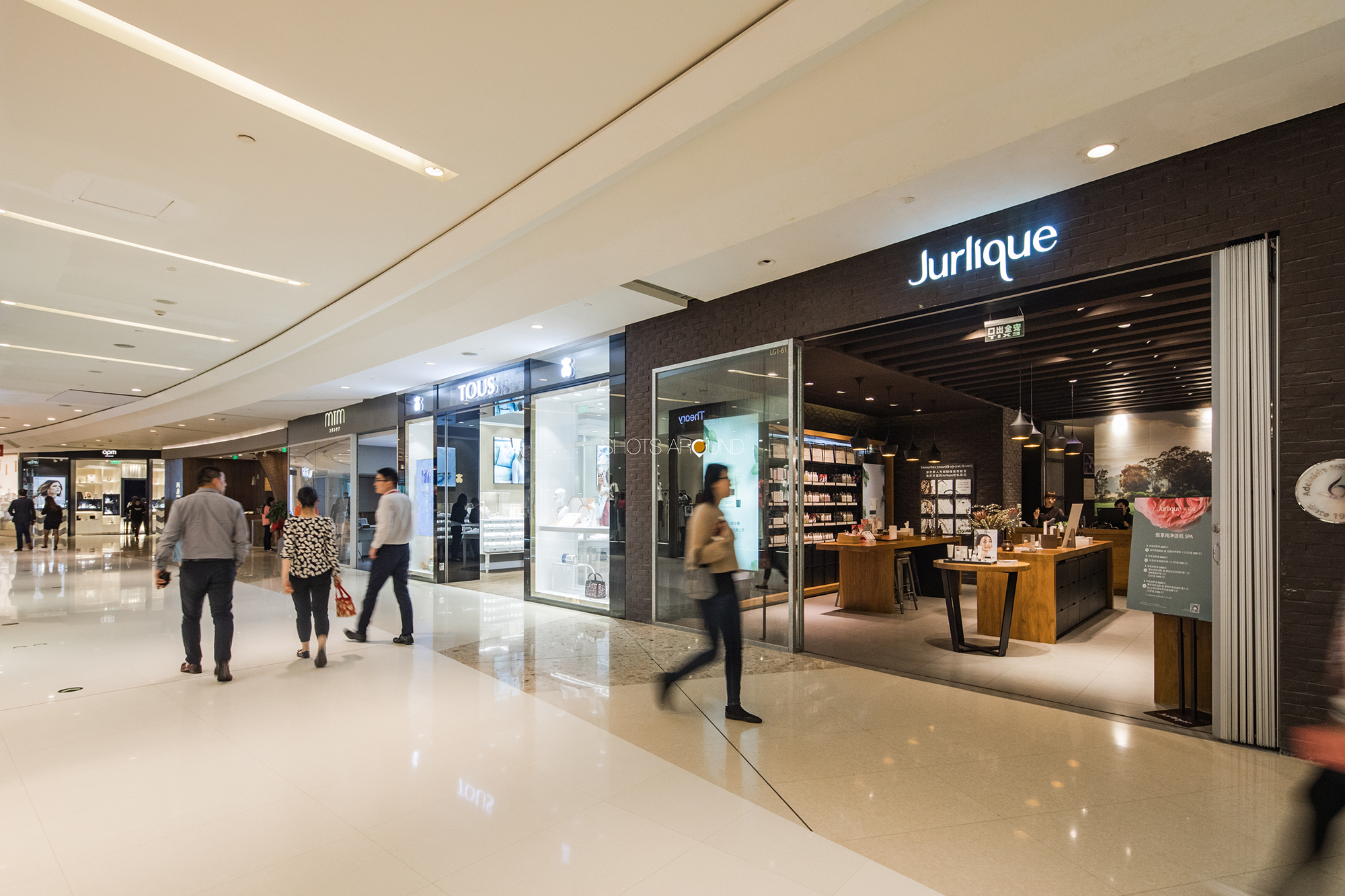 Shanghai IFC (Shop Fronts) by SHOTS AROUND - Architizer