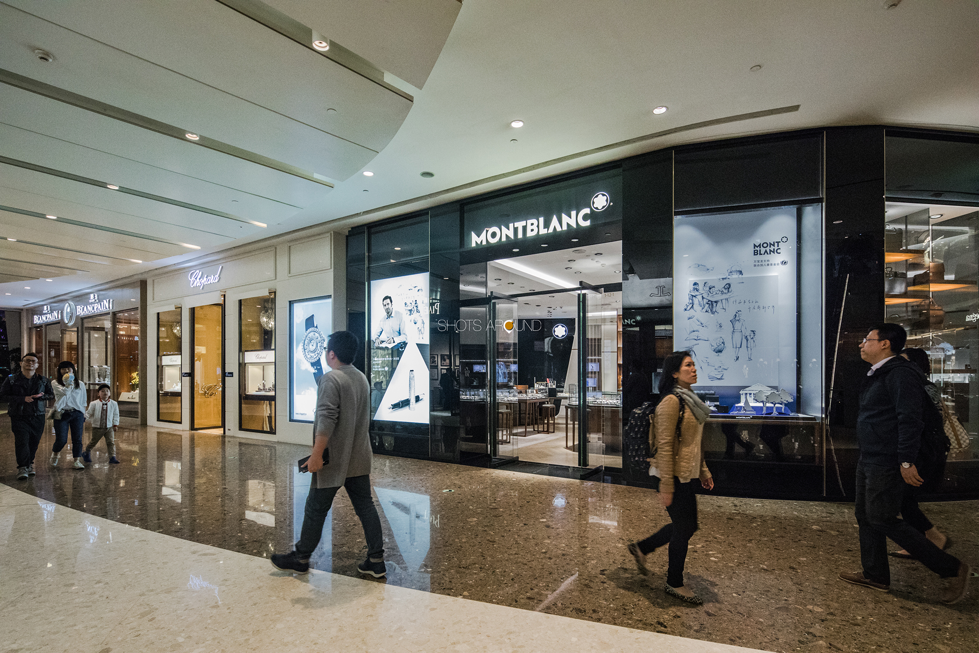 Shanghai IFC (Shop Fronts) by SHOTS AROUND - Architizer