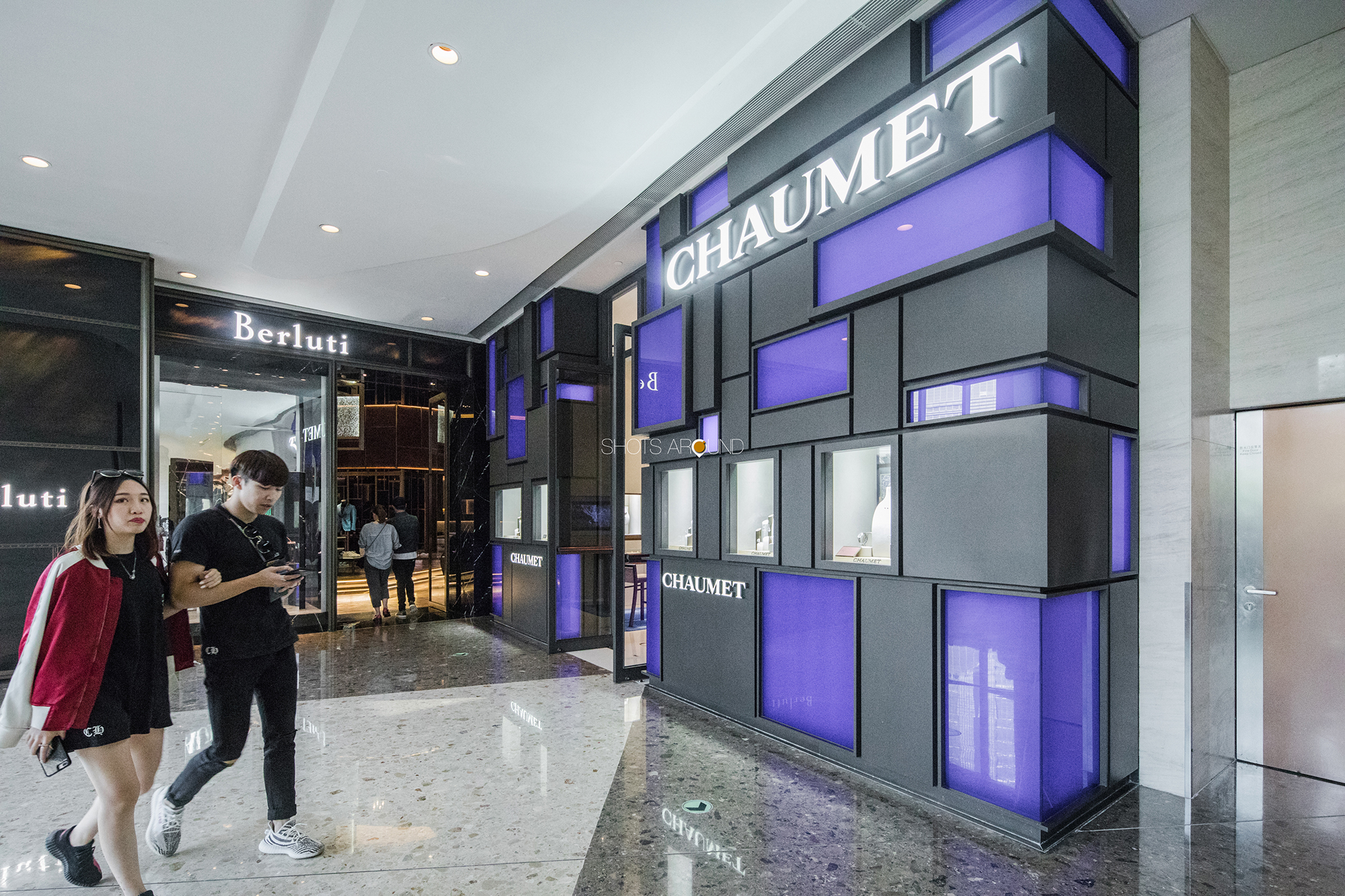 Shanghai IFC (Shop Fronts) by SHOTS AROUND - Architizer