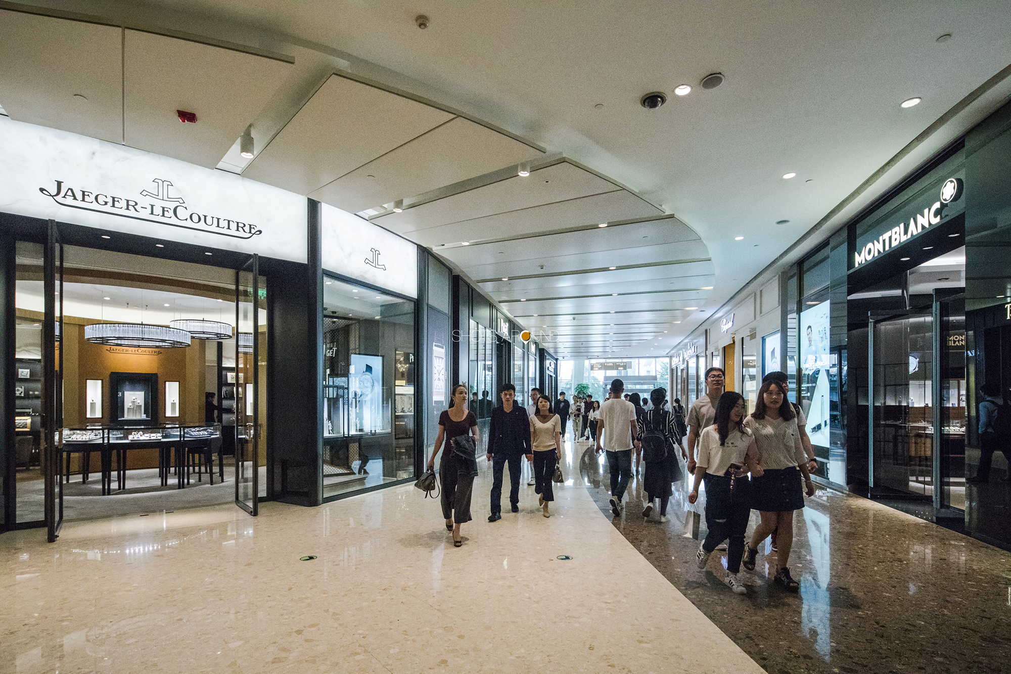 Shanghai IFC (Shop Fronts) by SHOTS AROUND - Architizer