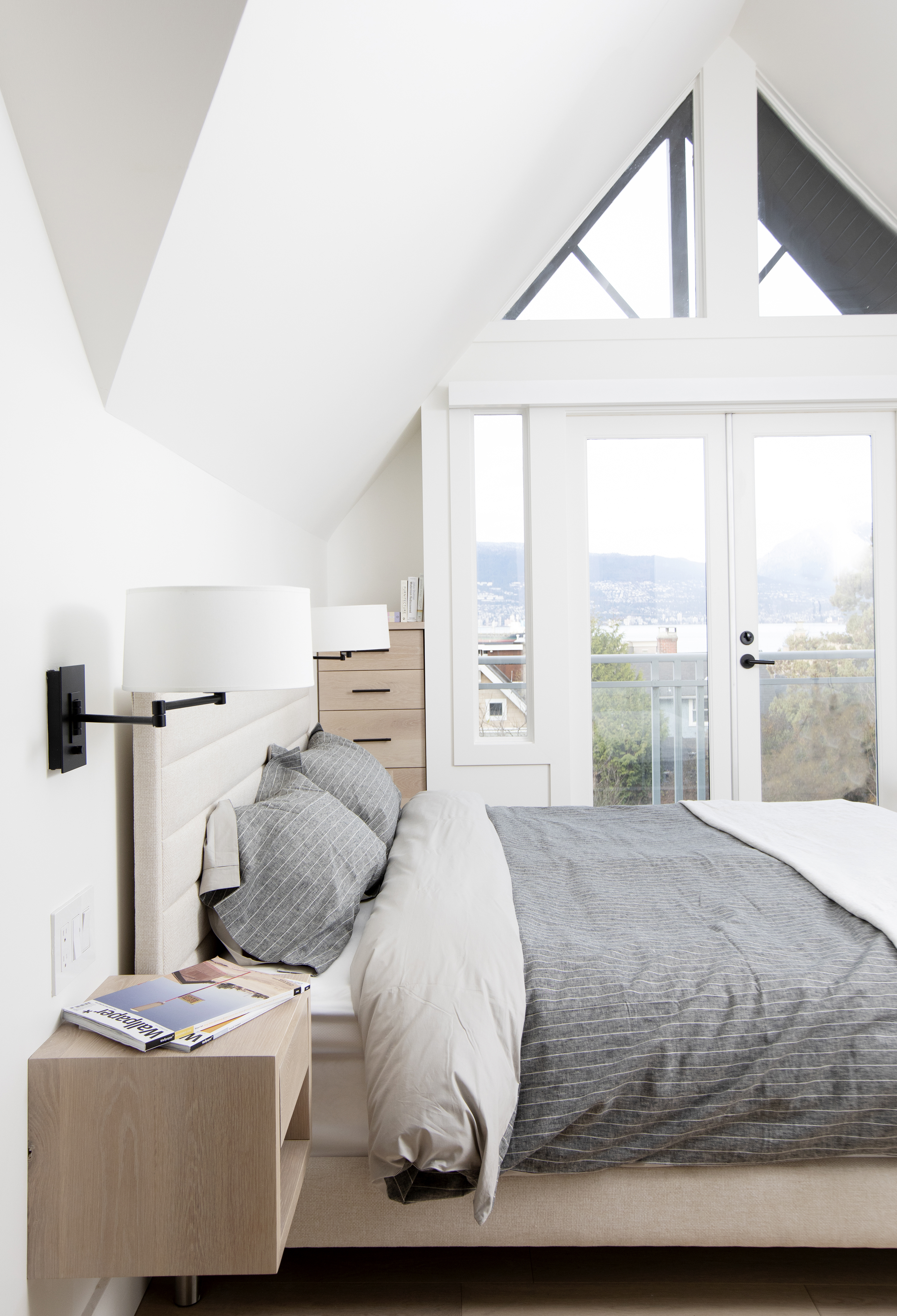 Point Grey Duplex by WNDR Architecture + Design Inc. - Architizer