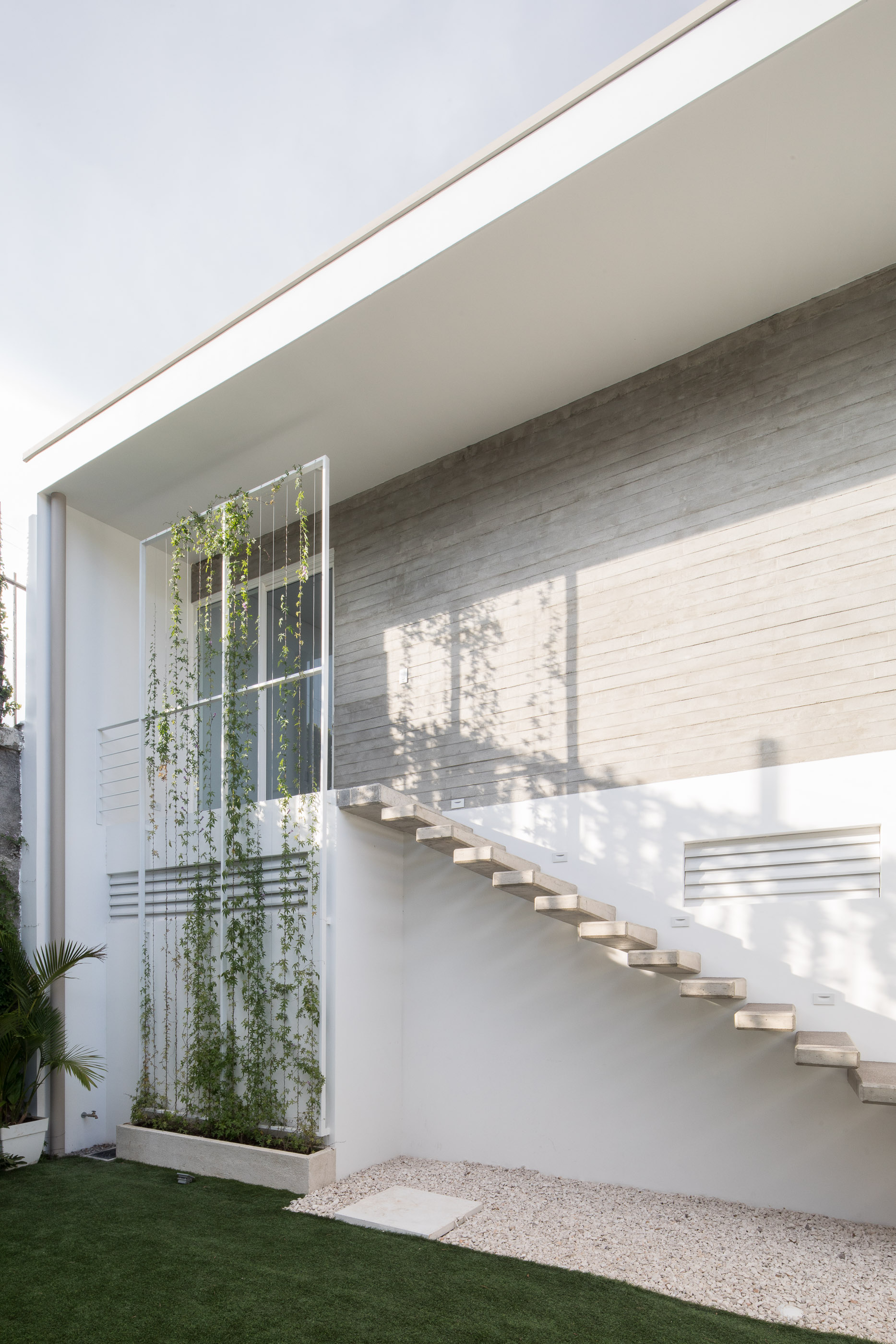 Casa BAT by Casalvolone Architecture - Architizer