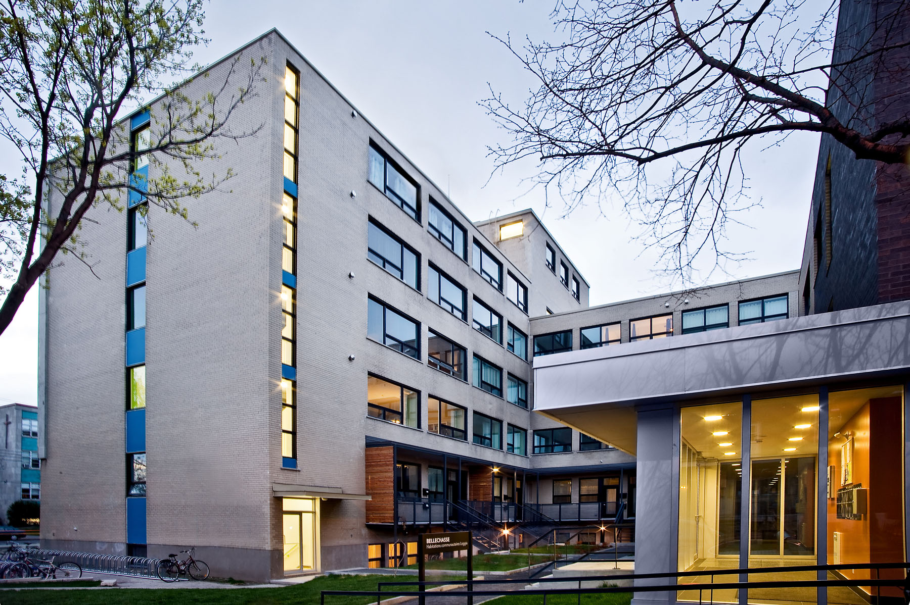 Le 2-22, Quartier des Spectacles by Aedifica architecture + design - Architizer