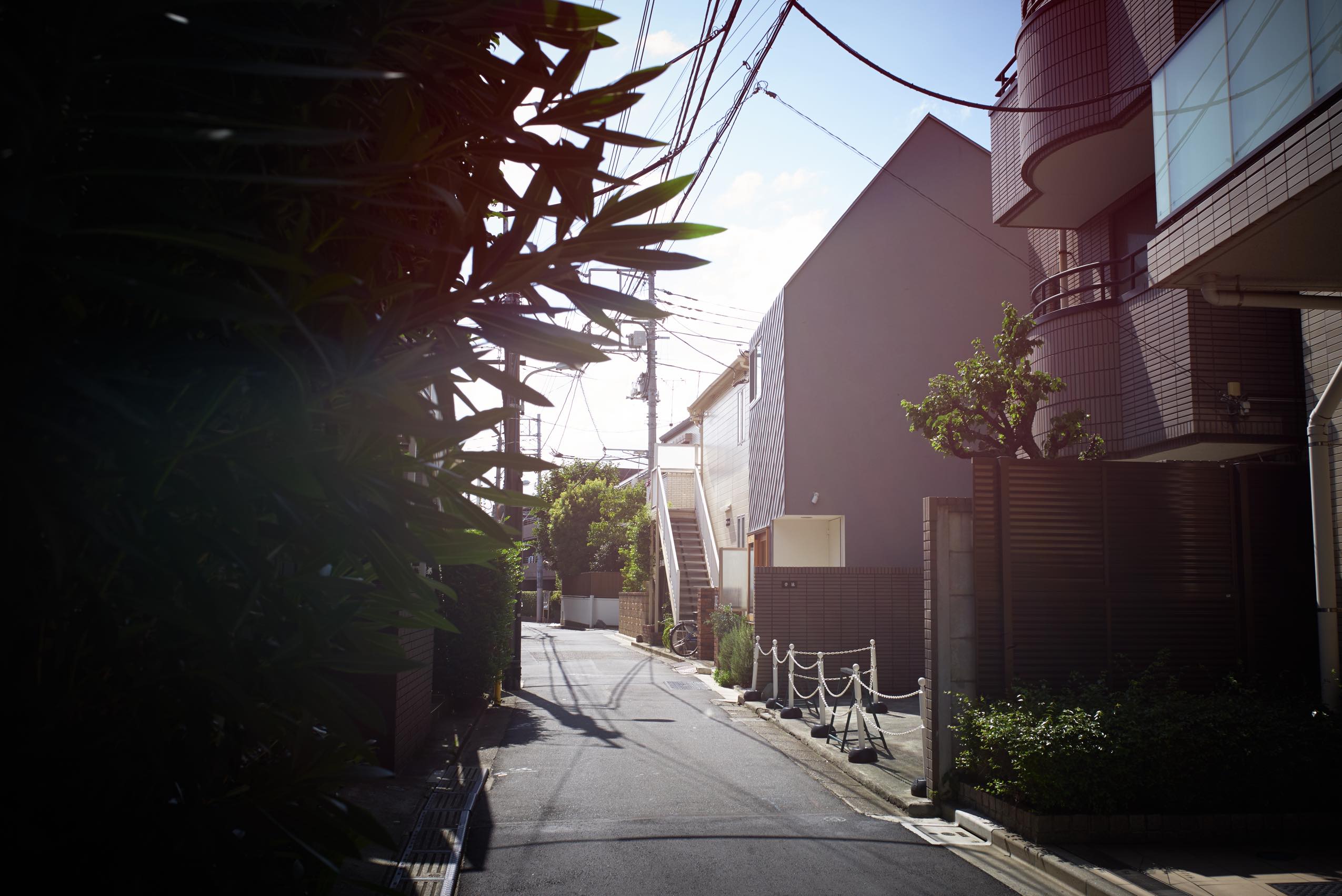 MILK CARTON HOUSE by TENHACHI ARCHITECT & INTERIOR DESIGN - Architizer