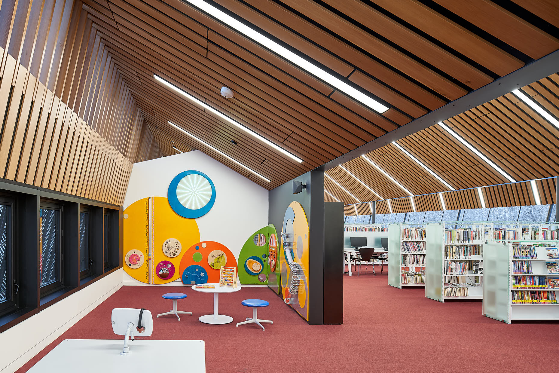 Edmonton Public Library Capilano Branch by Christophe Bénard ...