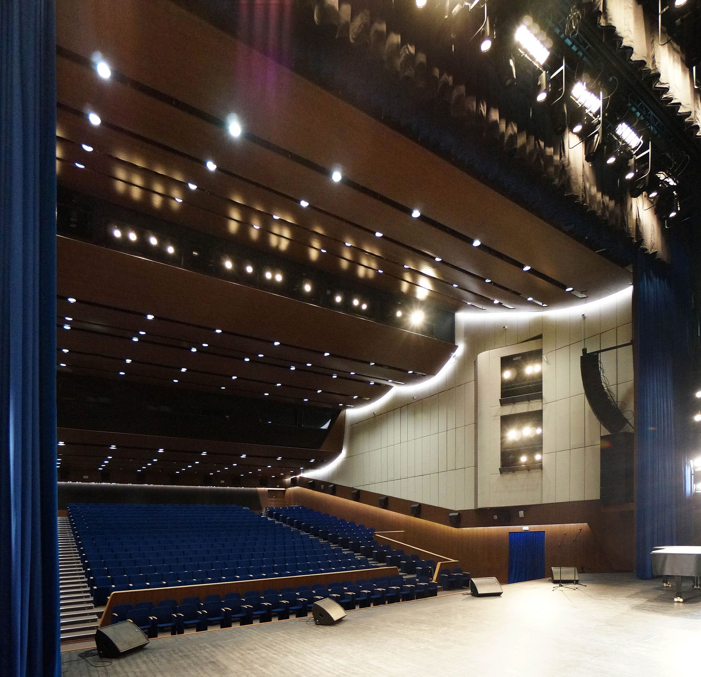 Auditorium of VGIK by UPA Italia by Paolo Lettieri Architects - Architizer
