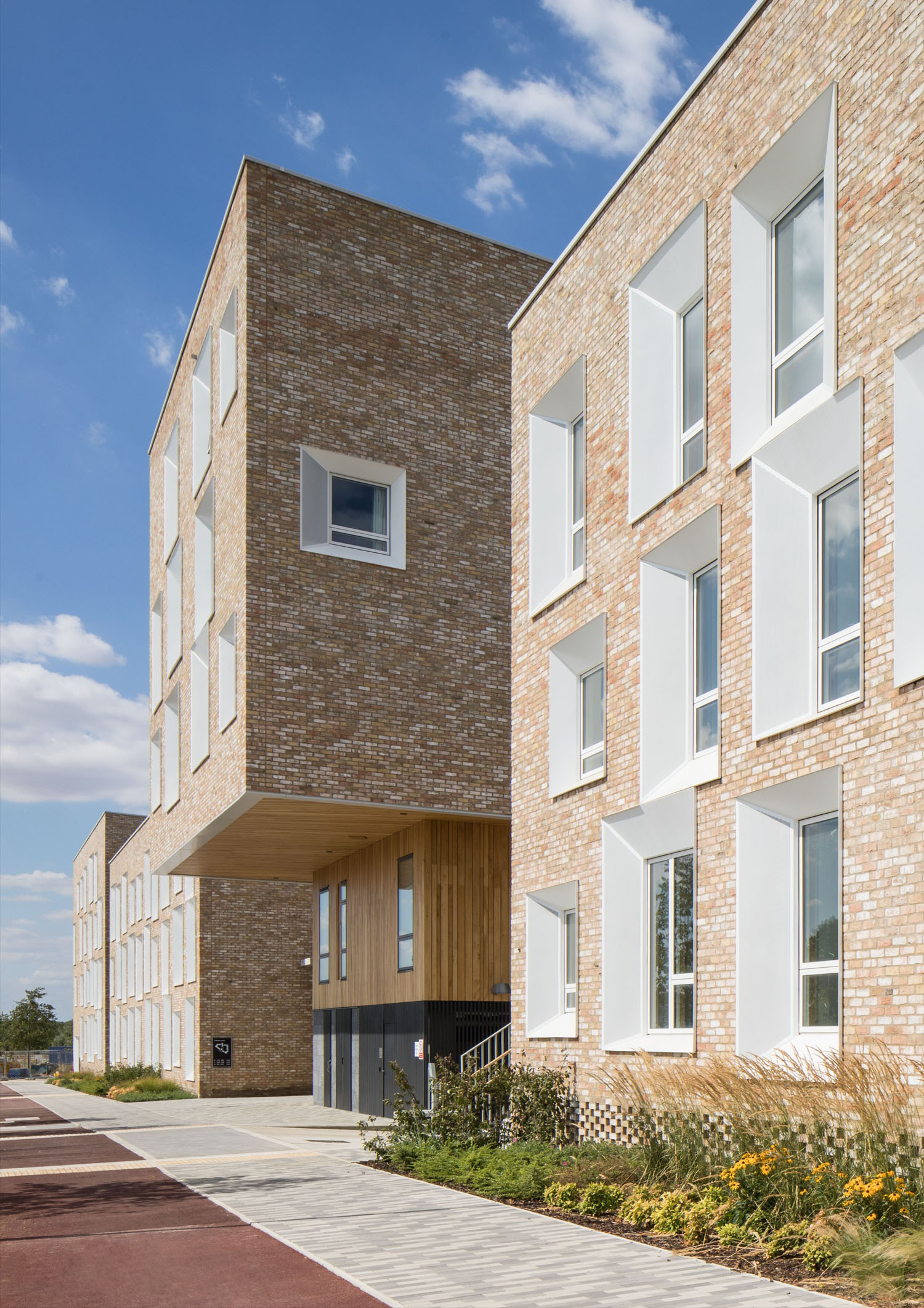 Idea 2997429: Key Worker Housing University of Cambridge by Mecanoo in ...