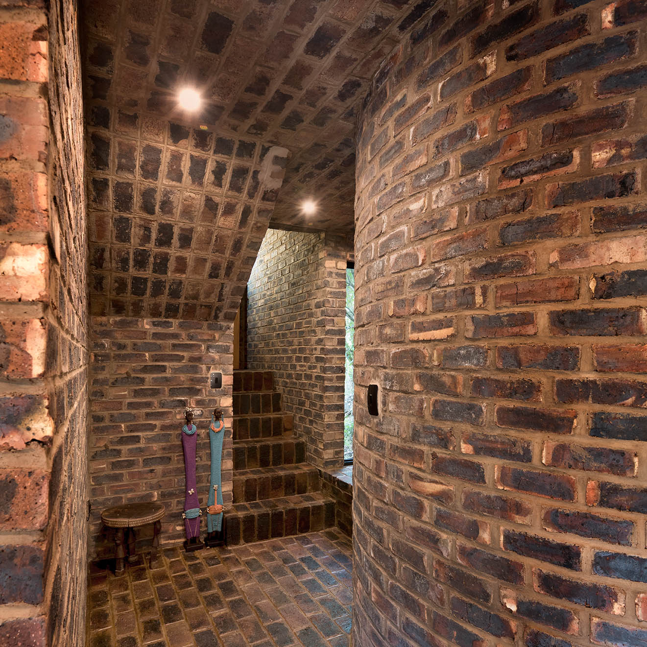 House of the Big Arch by FrankiePappas - Architizer