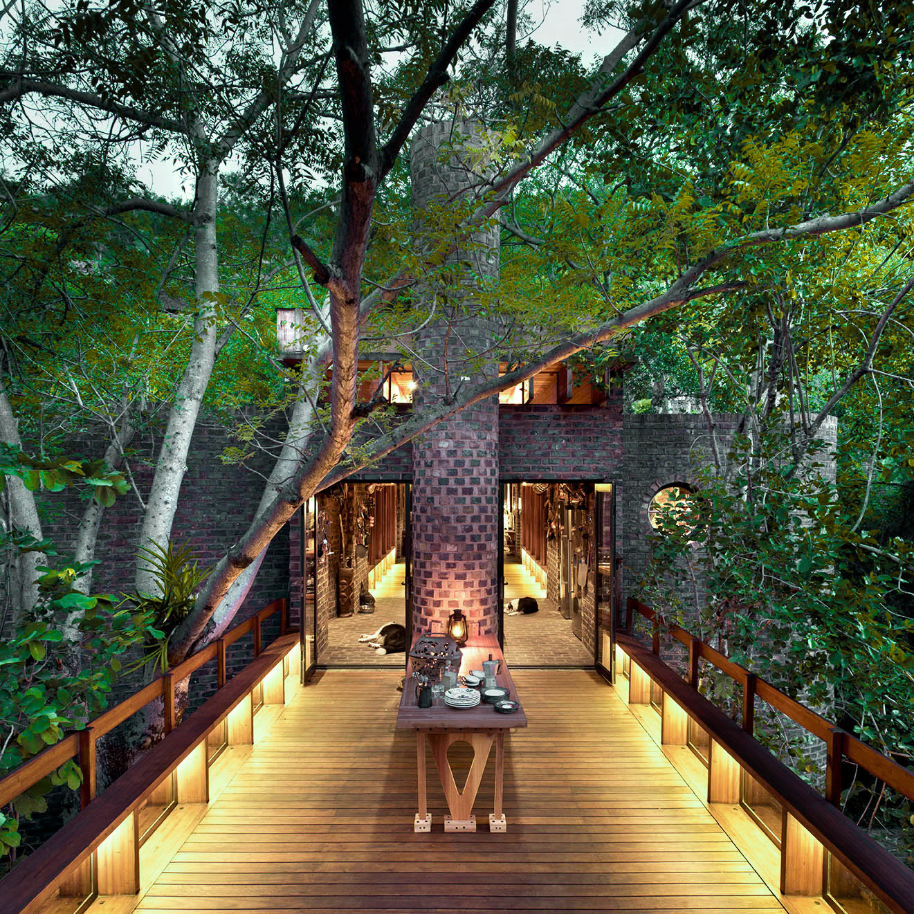 House of the Big Arch by FrankiePappas - Architizer