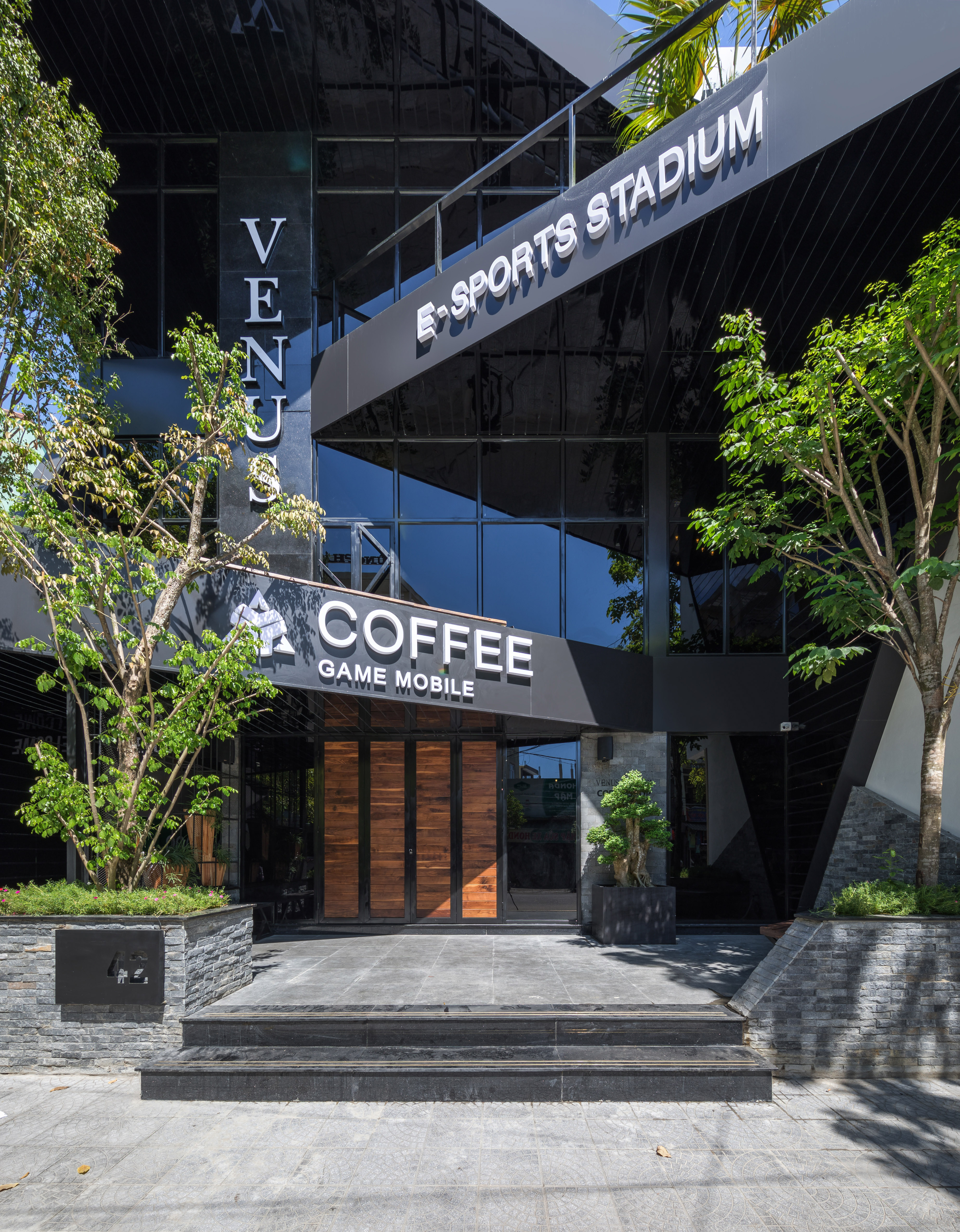 VENUS E-SPORTS STADIUM by RULA Esports Vietnam - Architizer