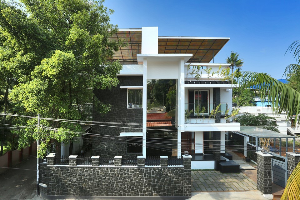 FORTE HOUSE ; KERALA RESIDENCE by City Futures Design Collaborative ...