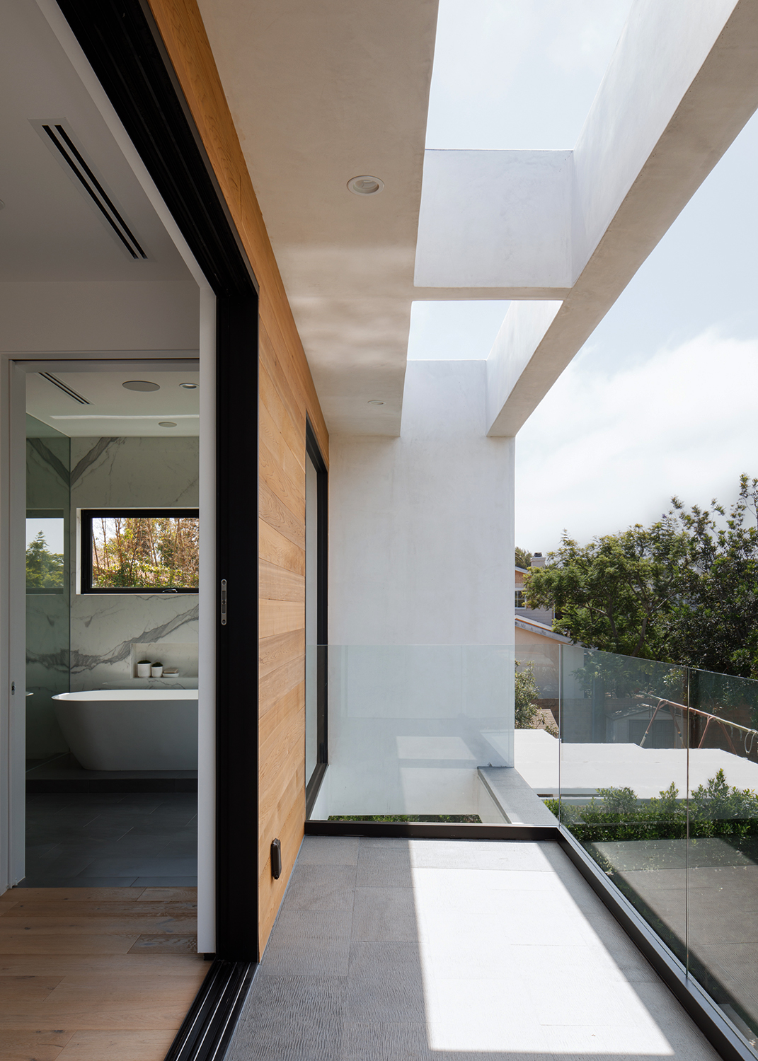 Venice Beach House by Griffin Enright Architects - Architizer