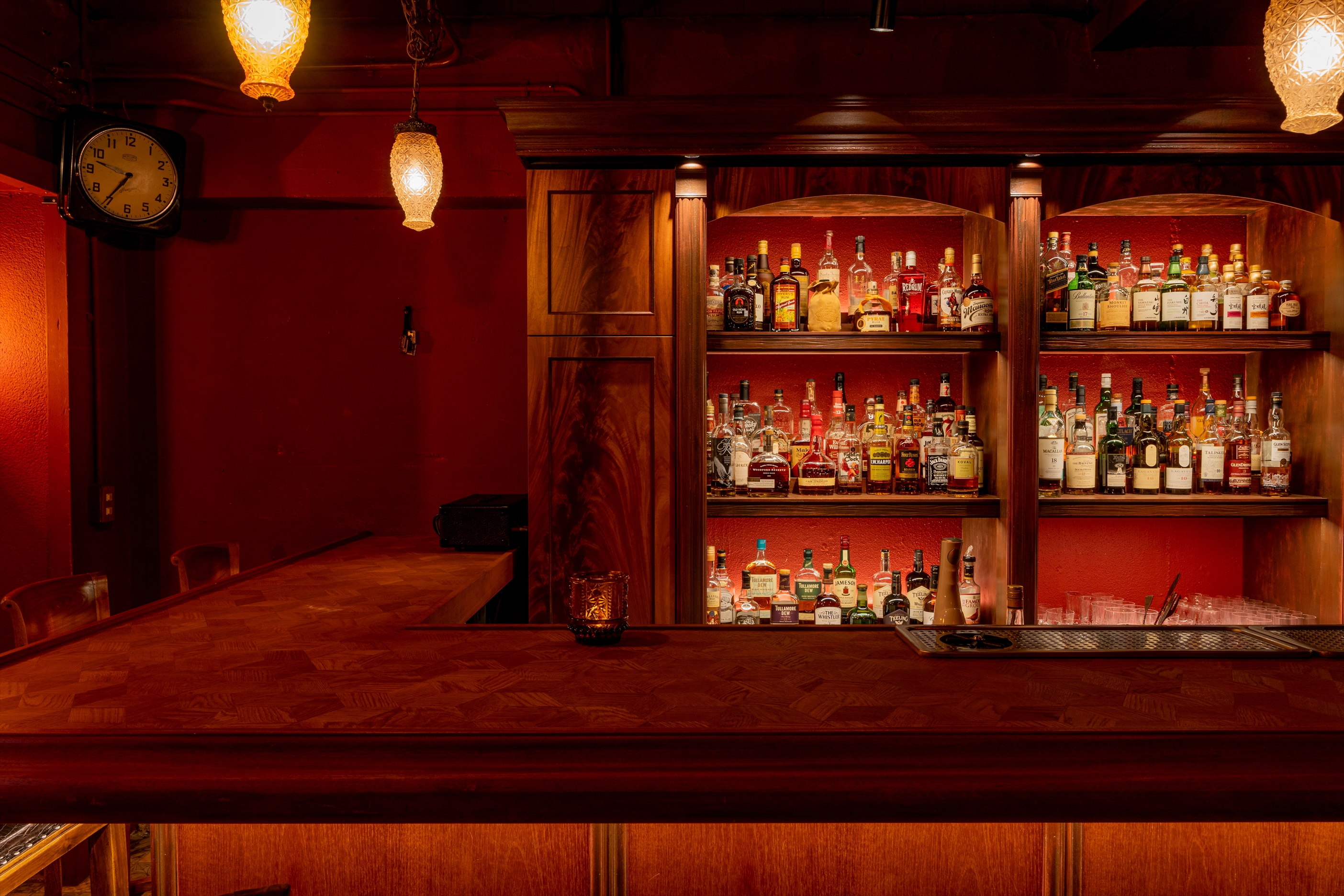 BAR CHEERZ by YUNAGI MIKI ZEROKOBO DESIGN - Architizer