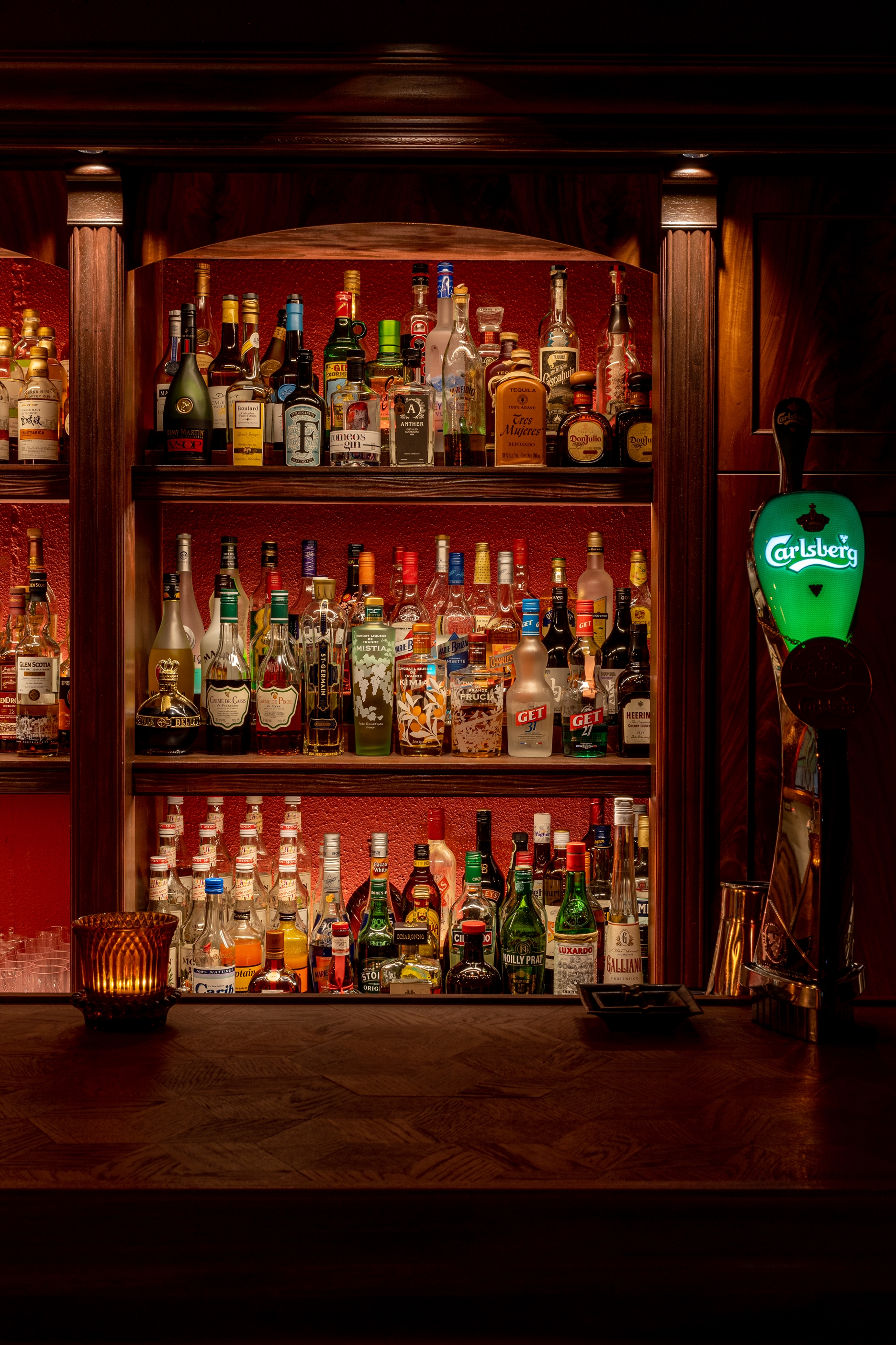 BAR CHEERZ by YUNAGI MIKI ZEROKOBO DESIGN - Architizer