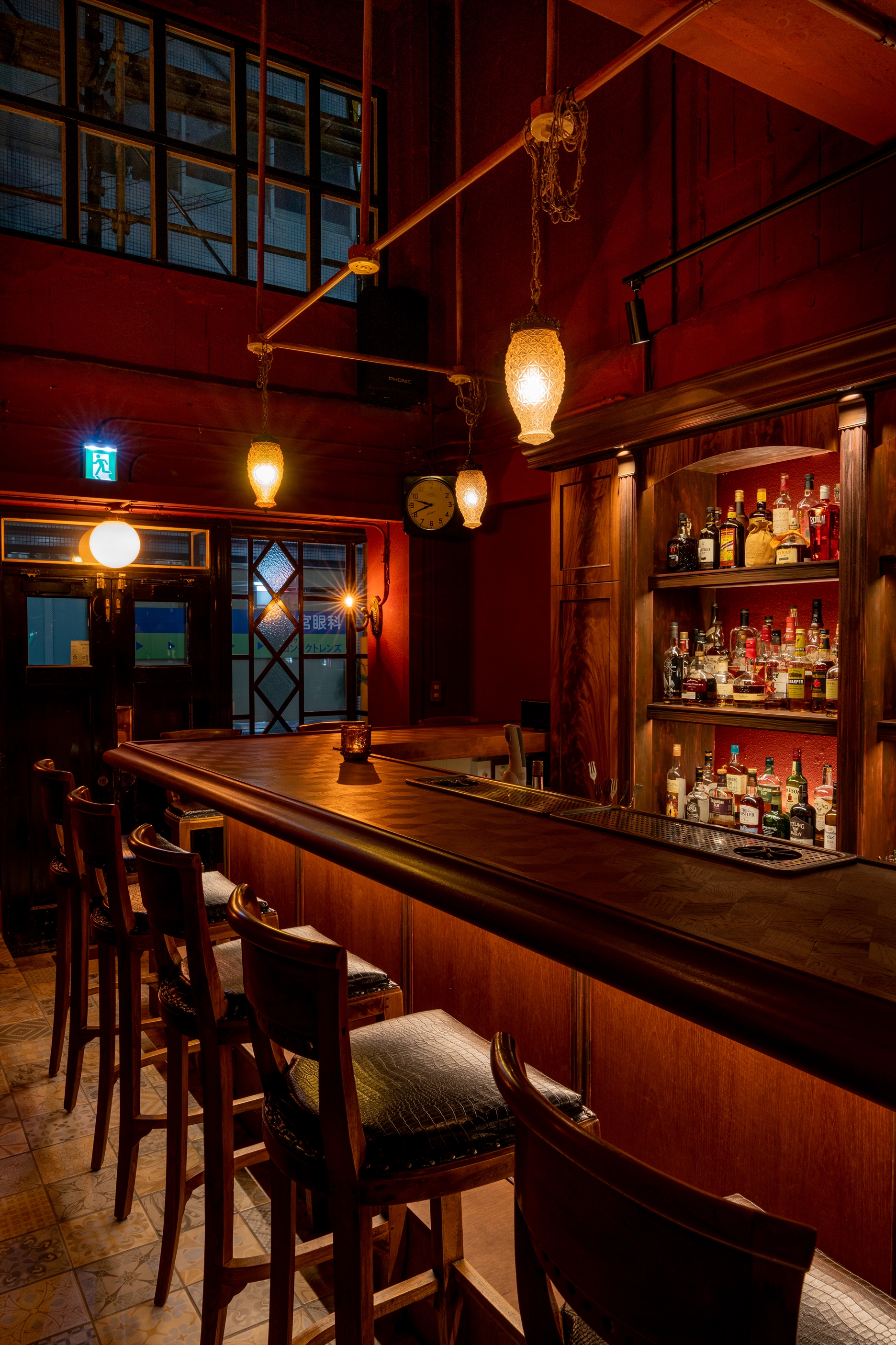 BAR CHEERZ by YUNAGI MIKI ZEROKOBO DESIGN - Architizer