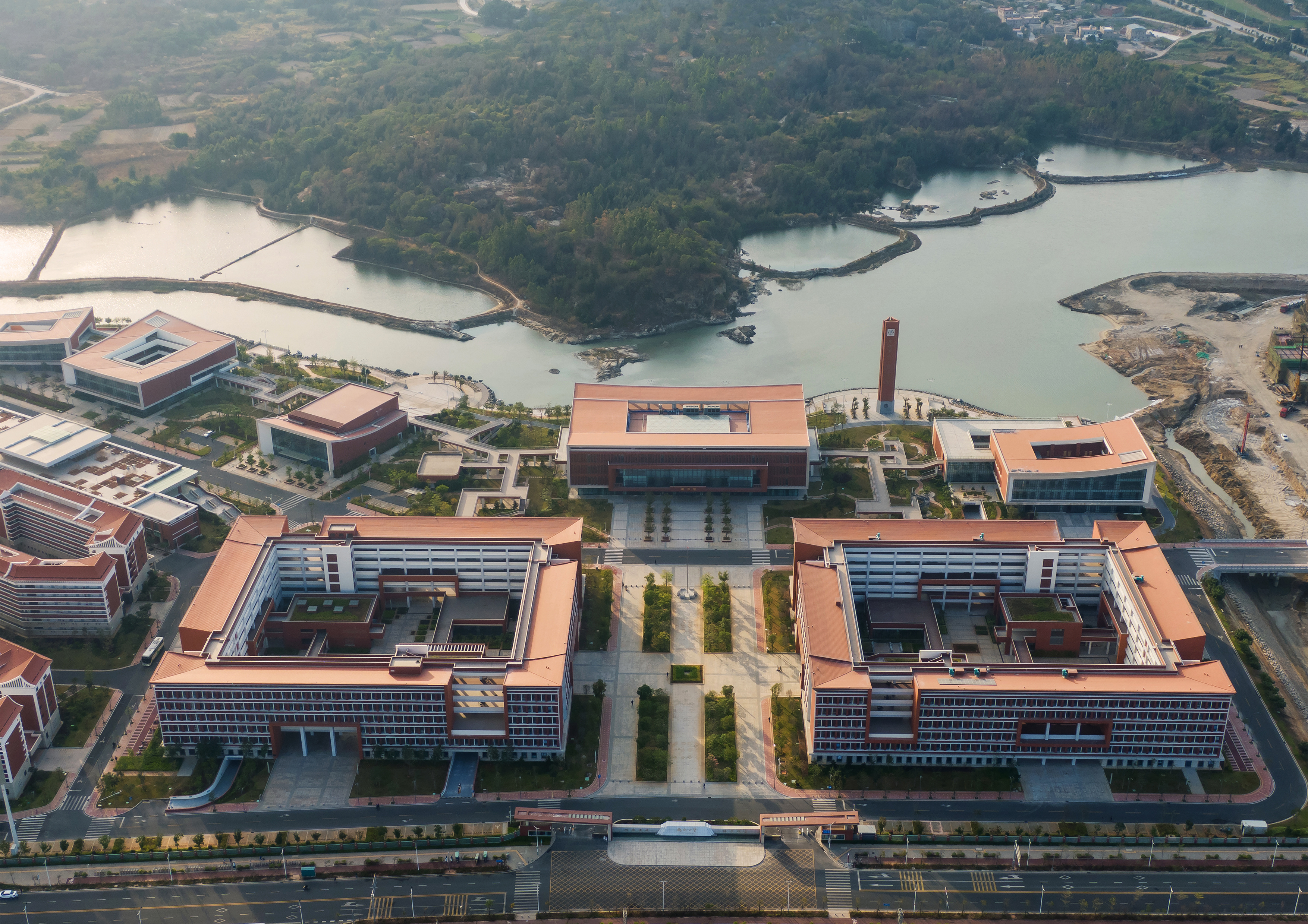 Teaching Block A&B in Jinjiang Campus of Fuzhou University - Architizer