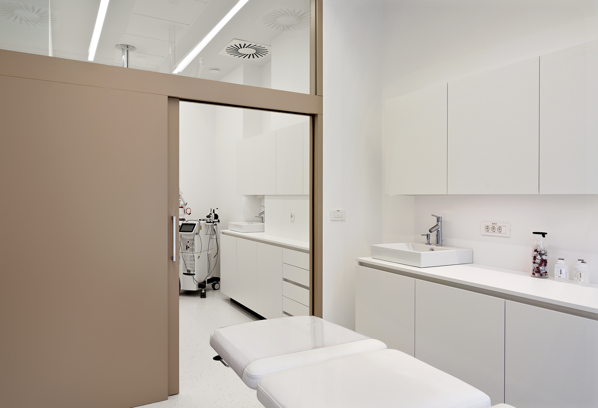 Dermatology Clinic by Studio 360 - Architizer