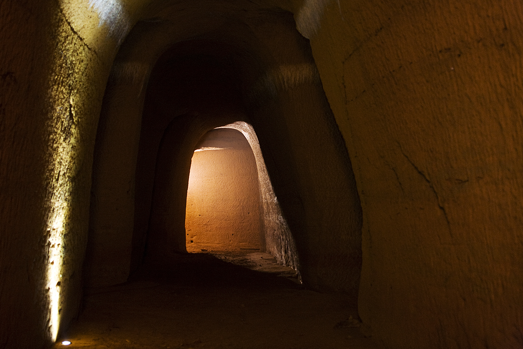 Development of ochre mines into a tourist location - Bruoux (84) France ...
