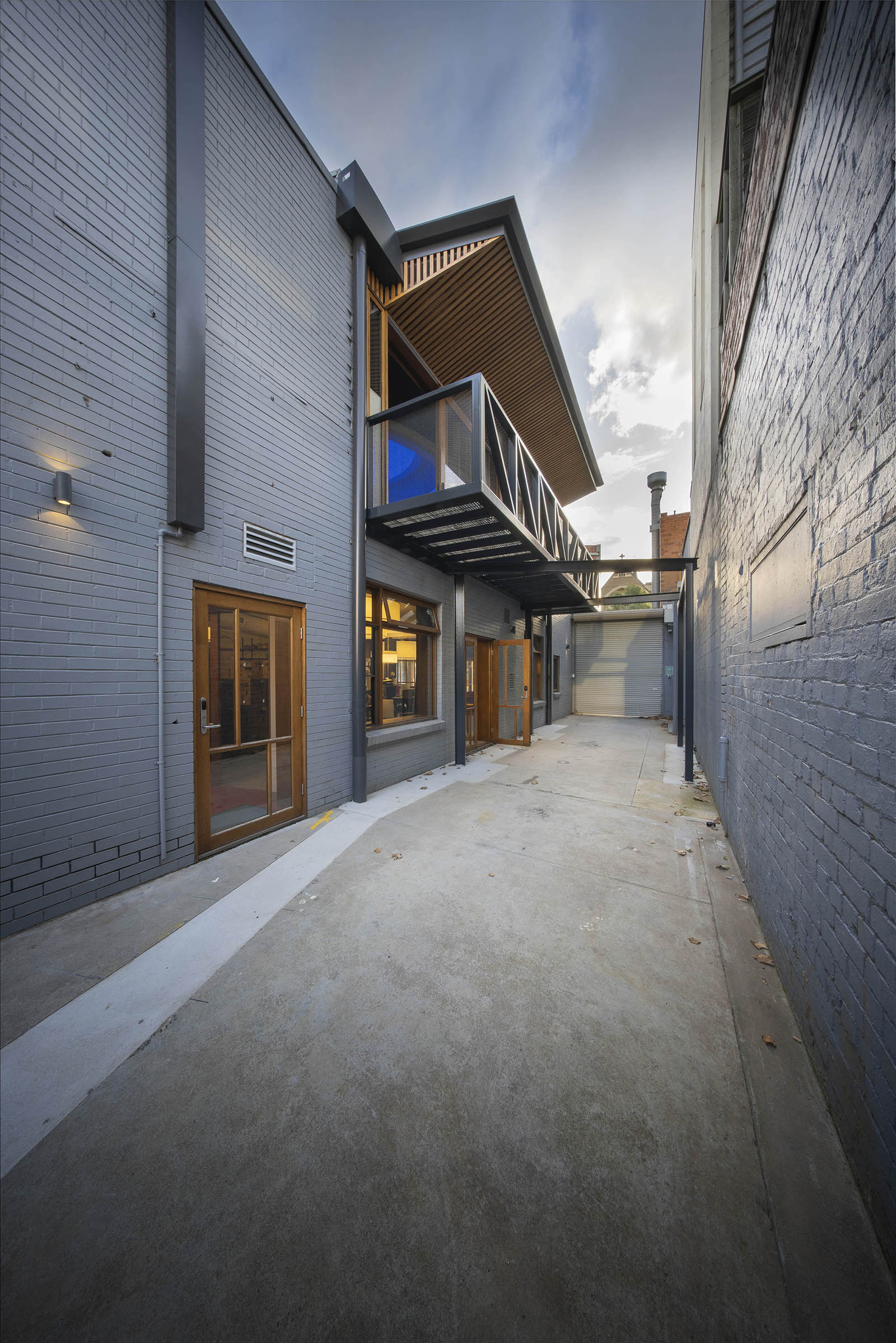 Melbourne Quakers Centre by Toby Reed, Nervegna Reed Architecture ...