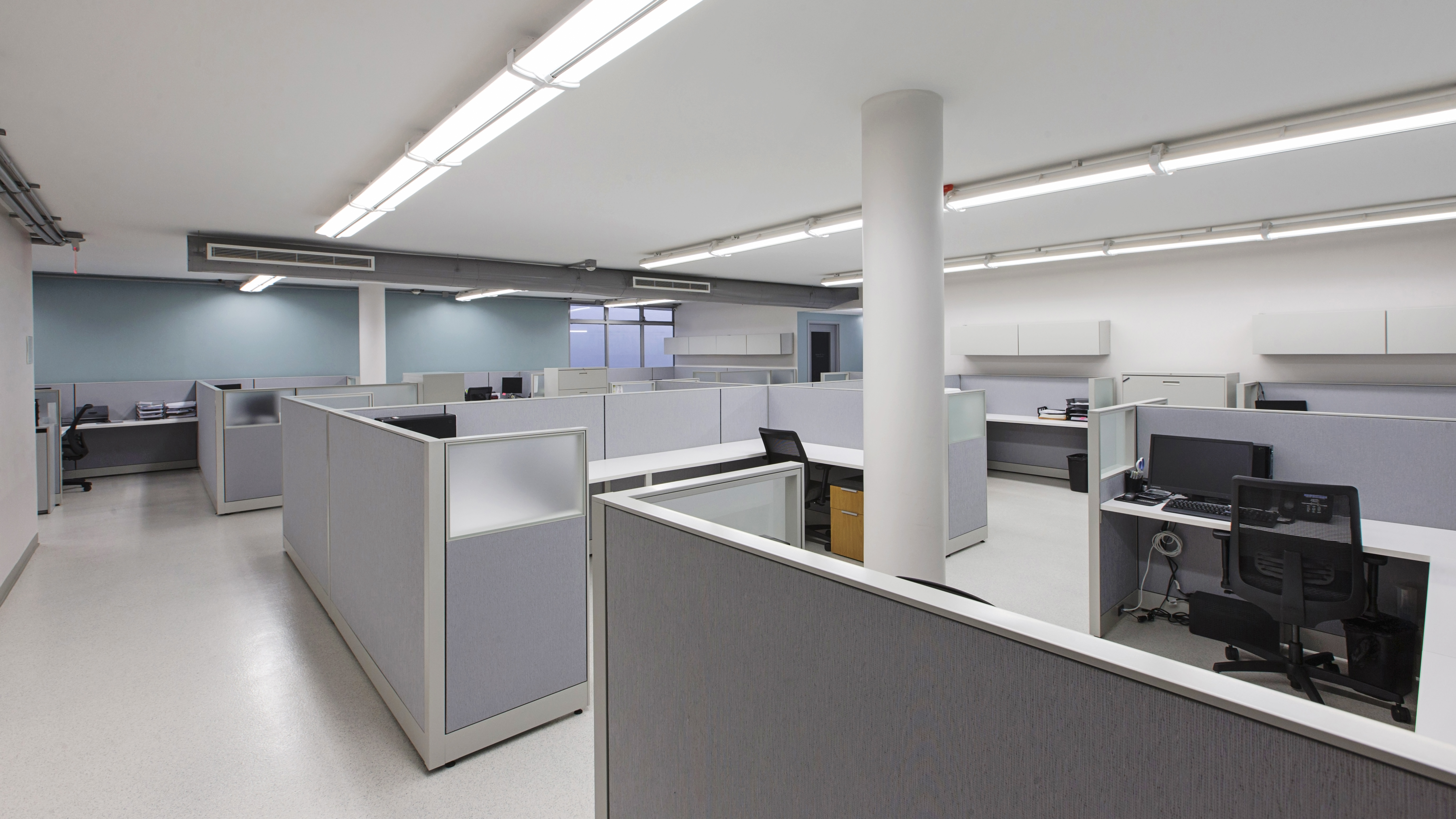 Mutual Services Blood Bank by Álvarez-Díaz & Villalón | Architecture ...