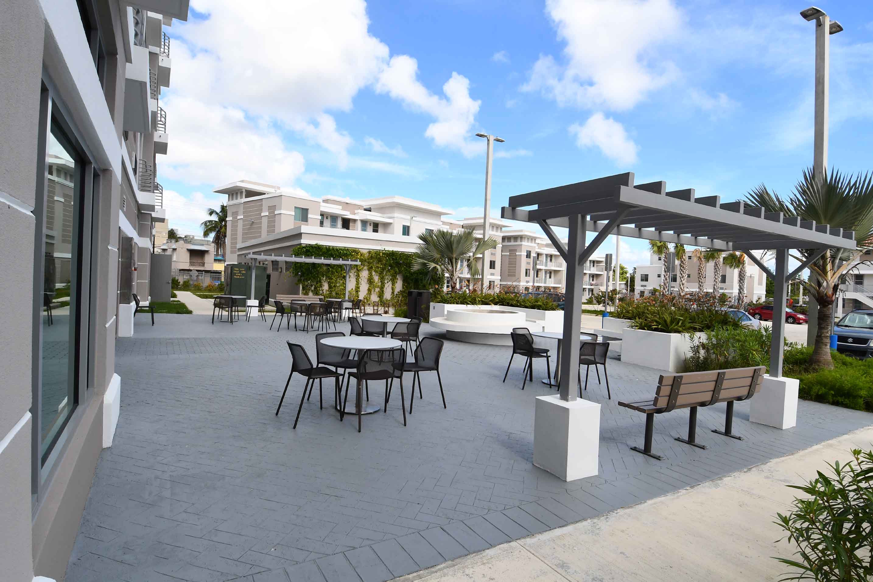 Renaissance Square by Álvarez-Díaz & Villalón | Architecture & Interior ...