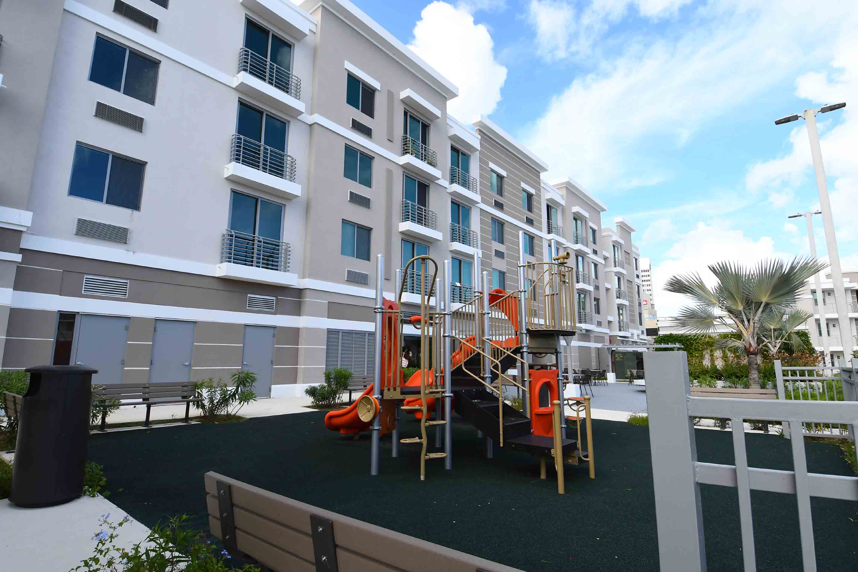 Renaissance Square by Álvarez-Díaz & Villalón | Architecture & Interior ...