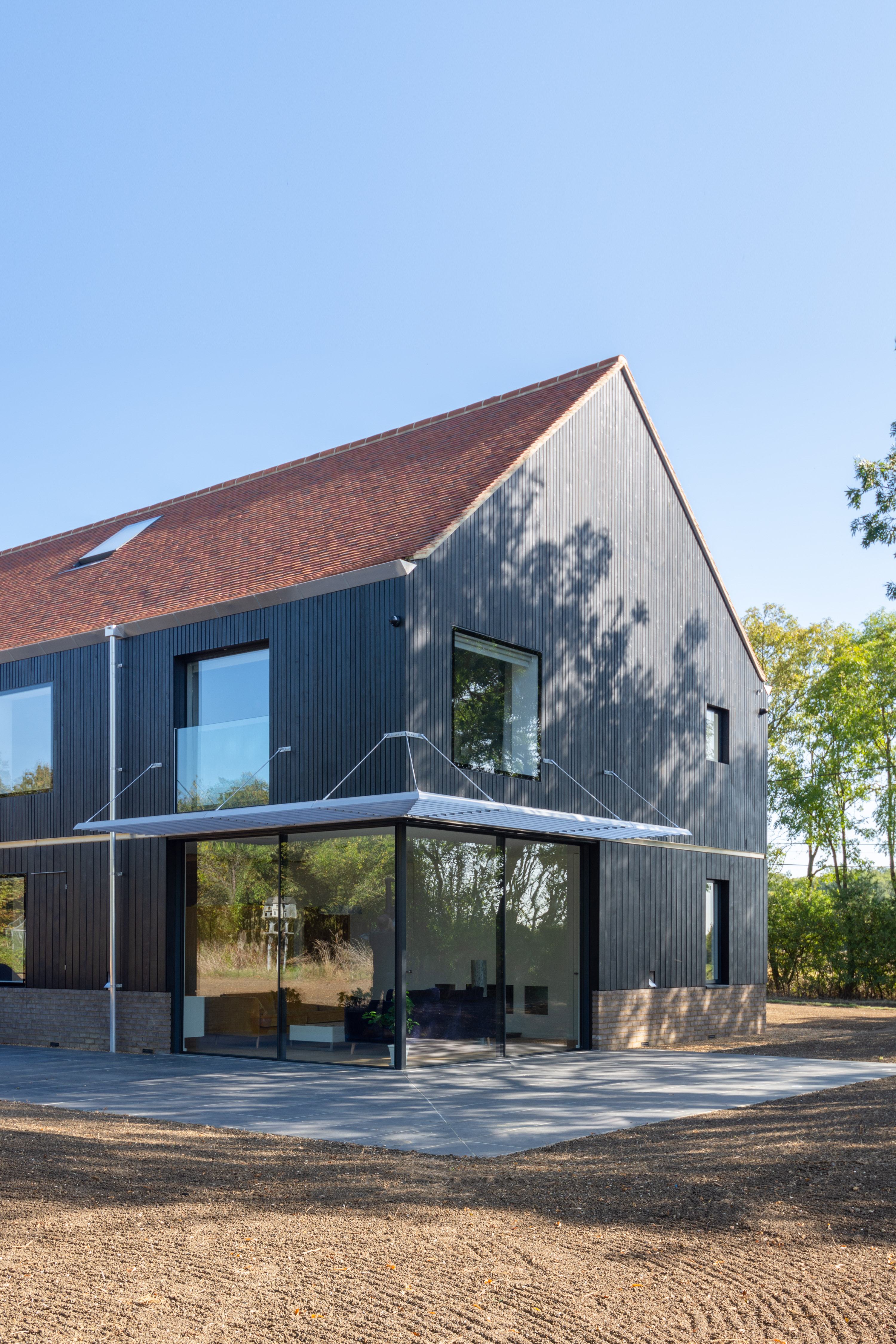 A Contemporary Barn by Ashworth Parkes Architects - Architizer