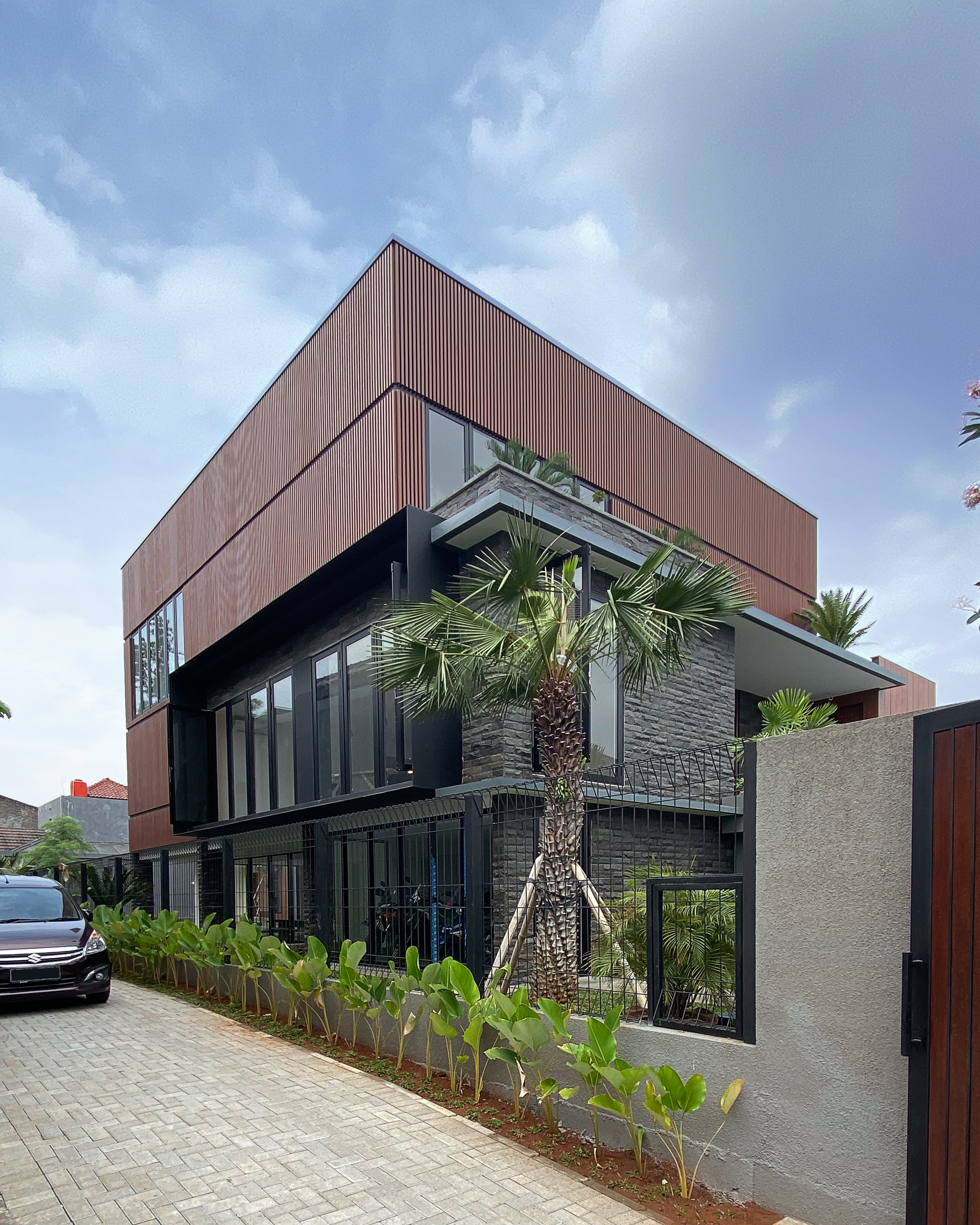 Rumah Srengseng by MASSI - Architizer