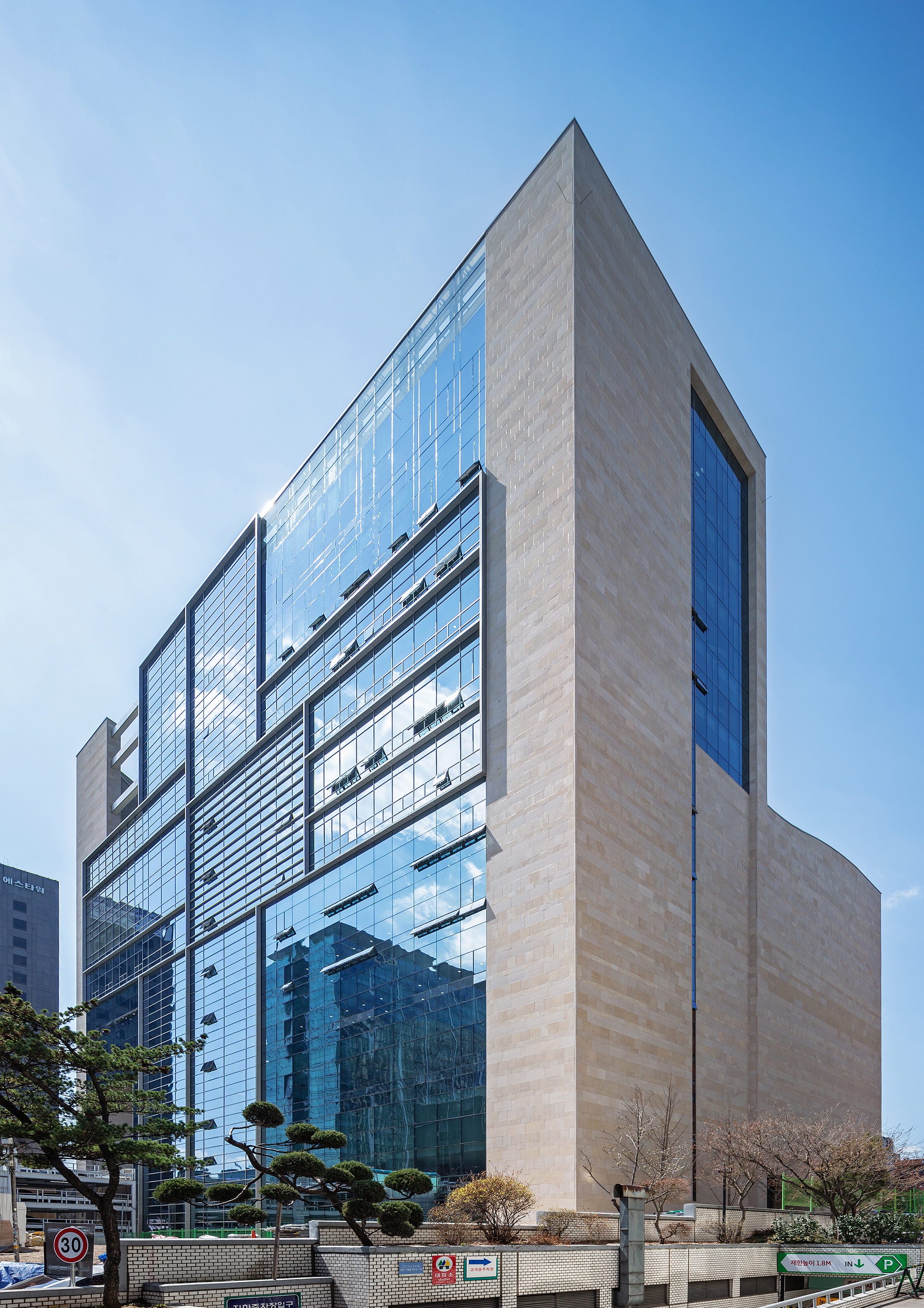 Saemoonan Church by Lee Eunseok+KOMA - Architizer