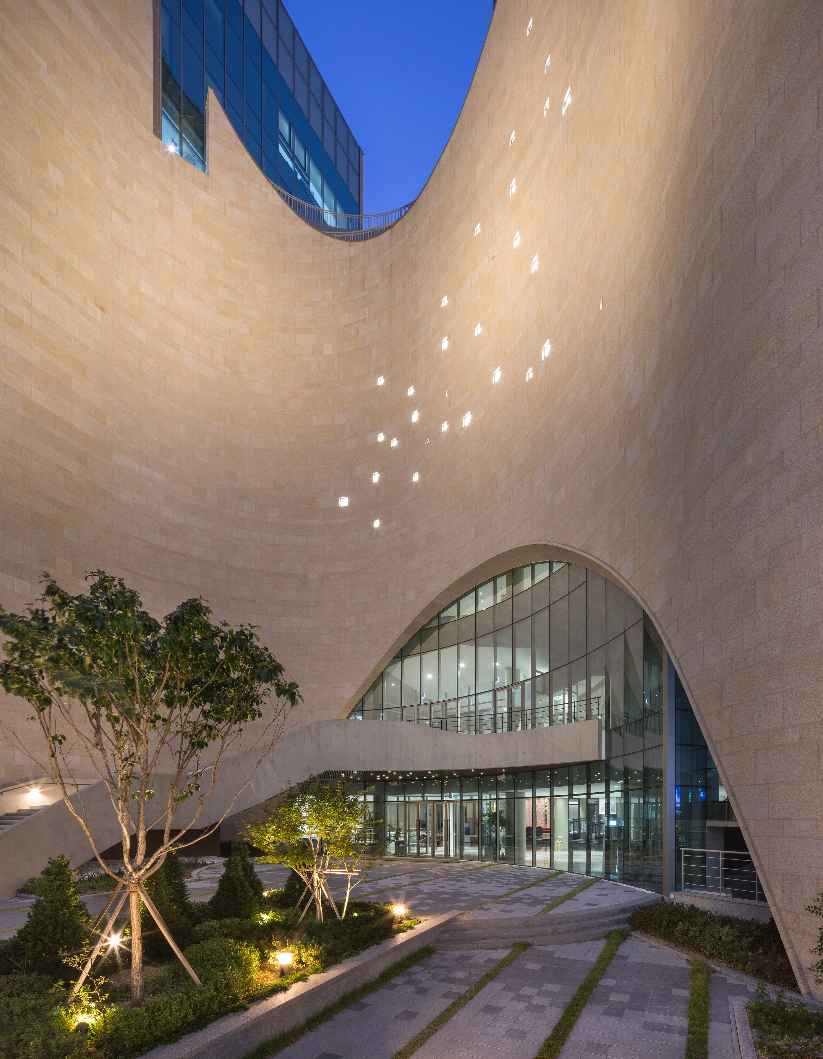 Saemoonan Church by Lee Eunseok+KOMA - Architizer