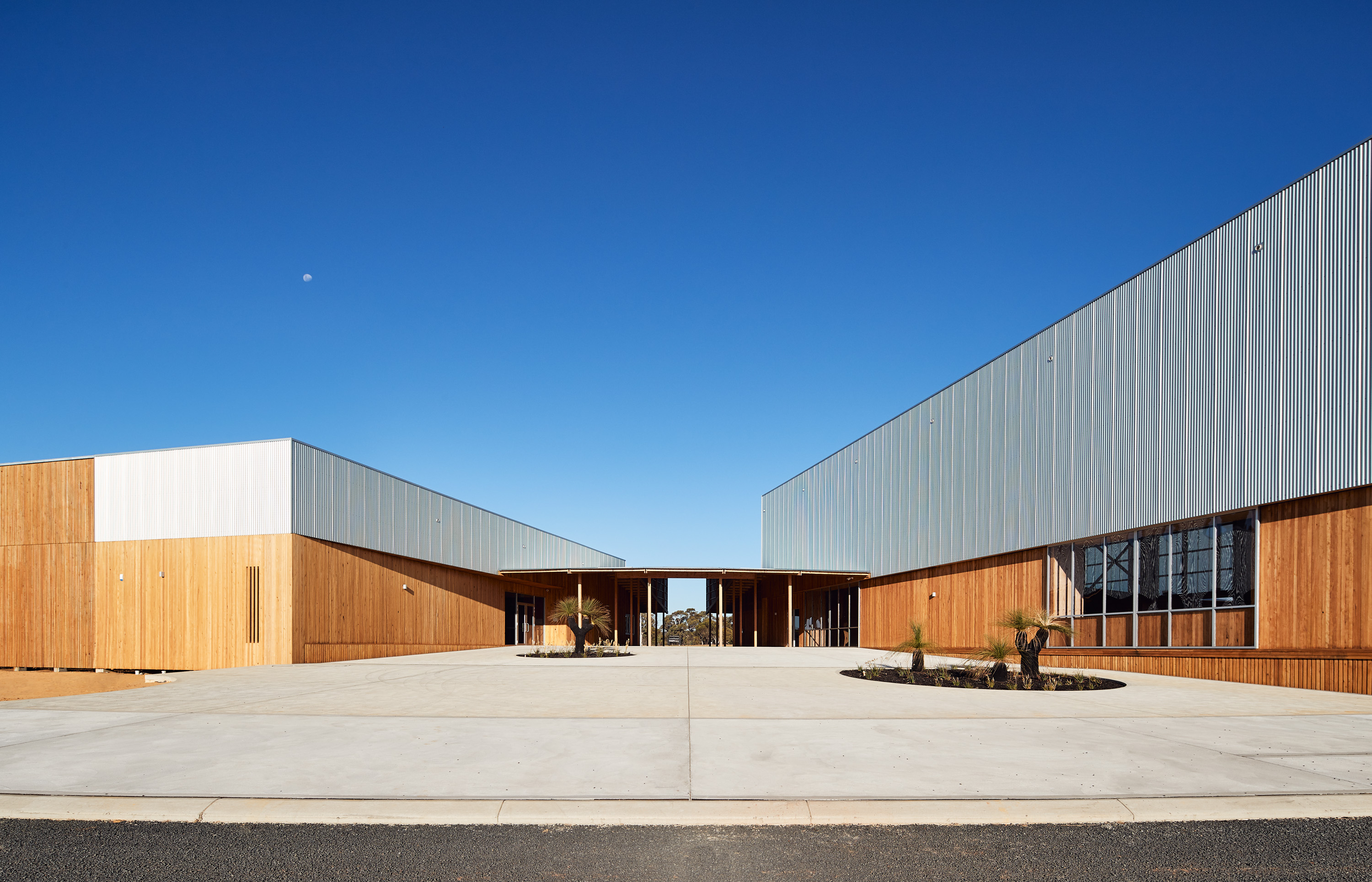 Pingelly Recreation and Cultural Centre by Iredale Pedersen Hook ...