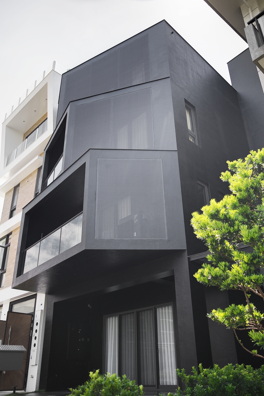 House with 3 Facades by MIIM Office for Architecture - Architizer